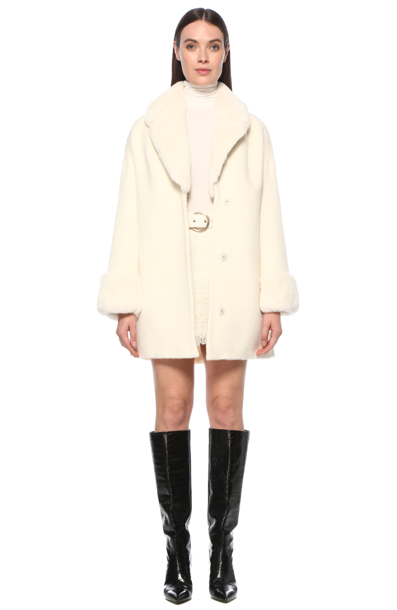 Ekru Şal Yaka Yün Kaban