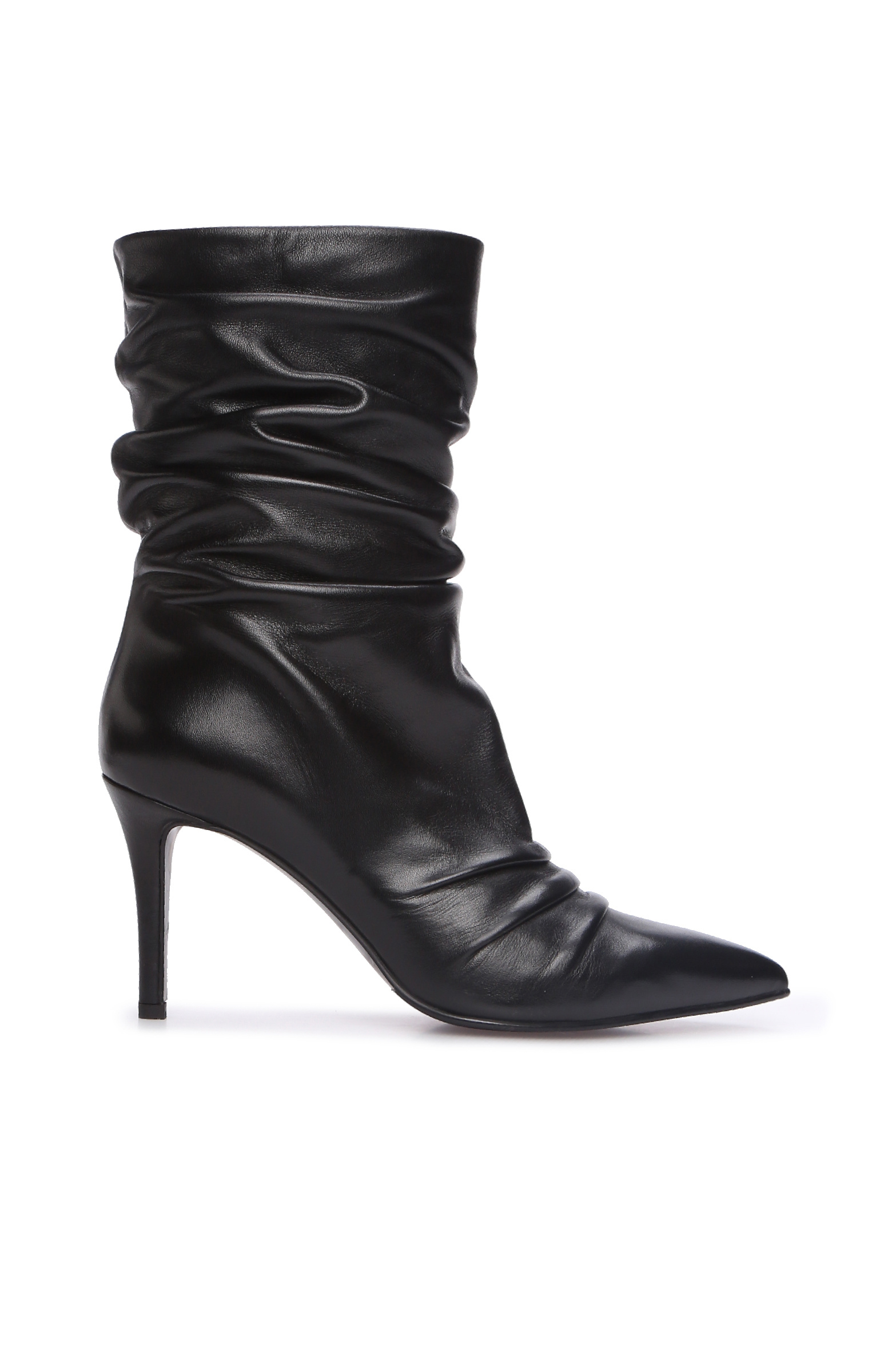 Siyah Topuklu Deri Bot