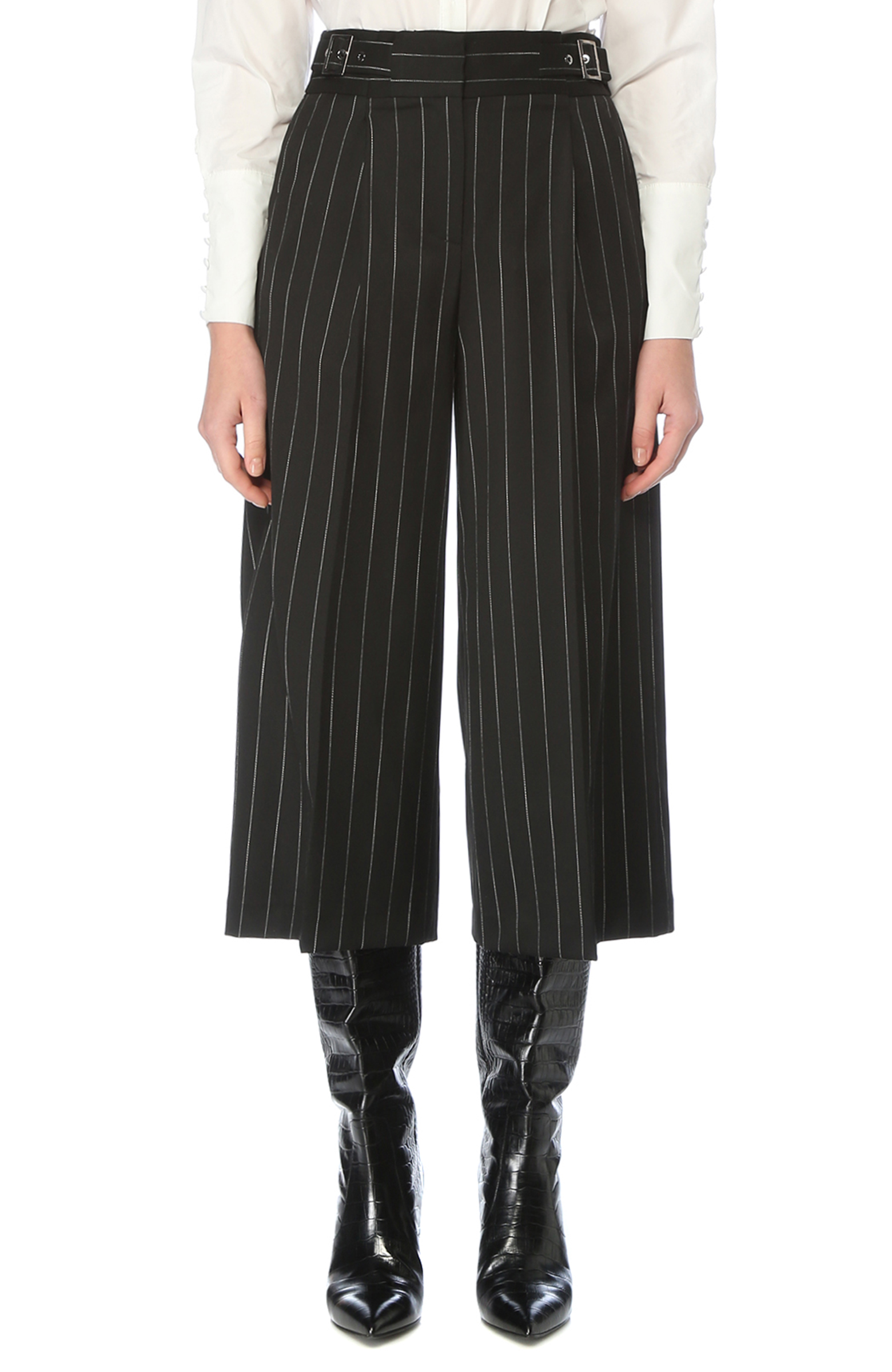 Regular Fit Siyah Kemerli Çizgili Cropped Pantolon Regular Fit Siyah Kemerli Çizgili Cropped Pantolon