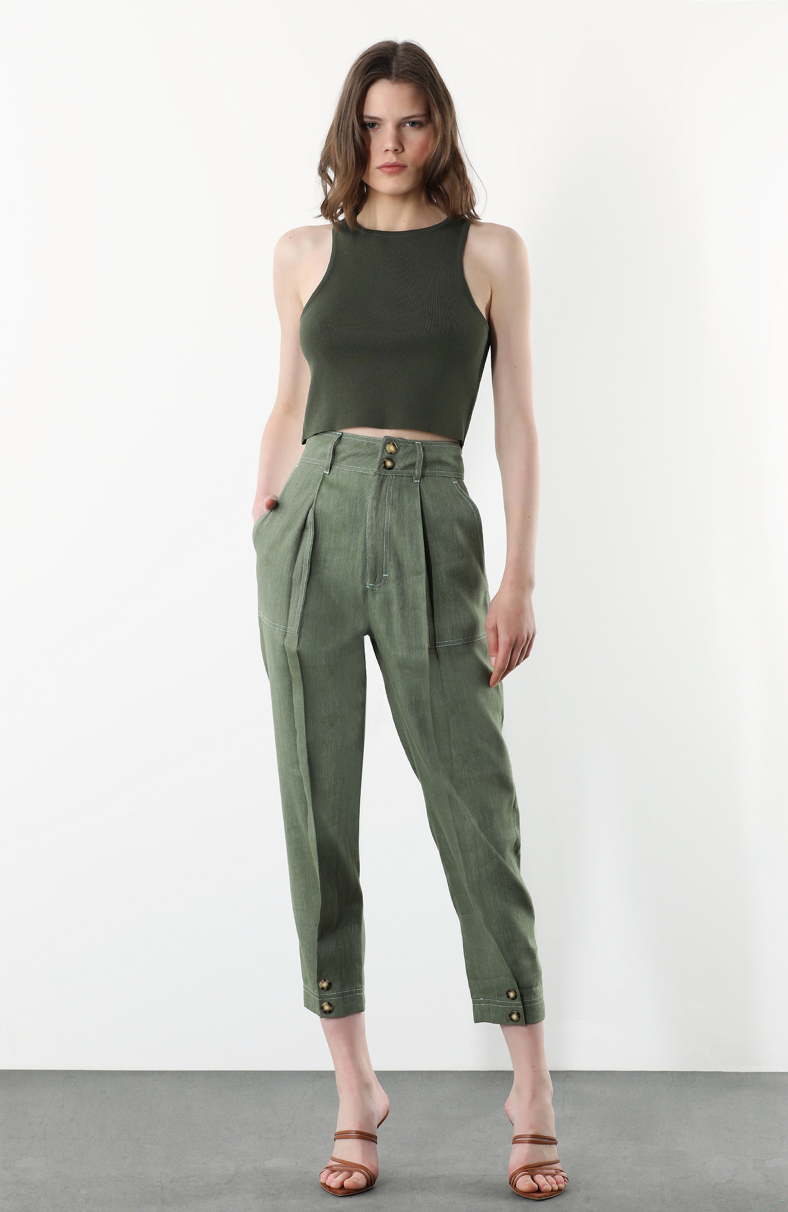 Regular Fit Haki Pilili Keten Pantolon