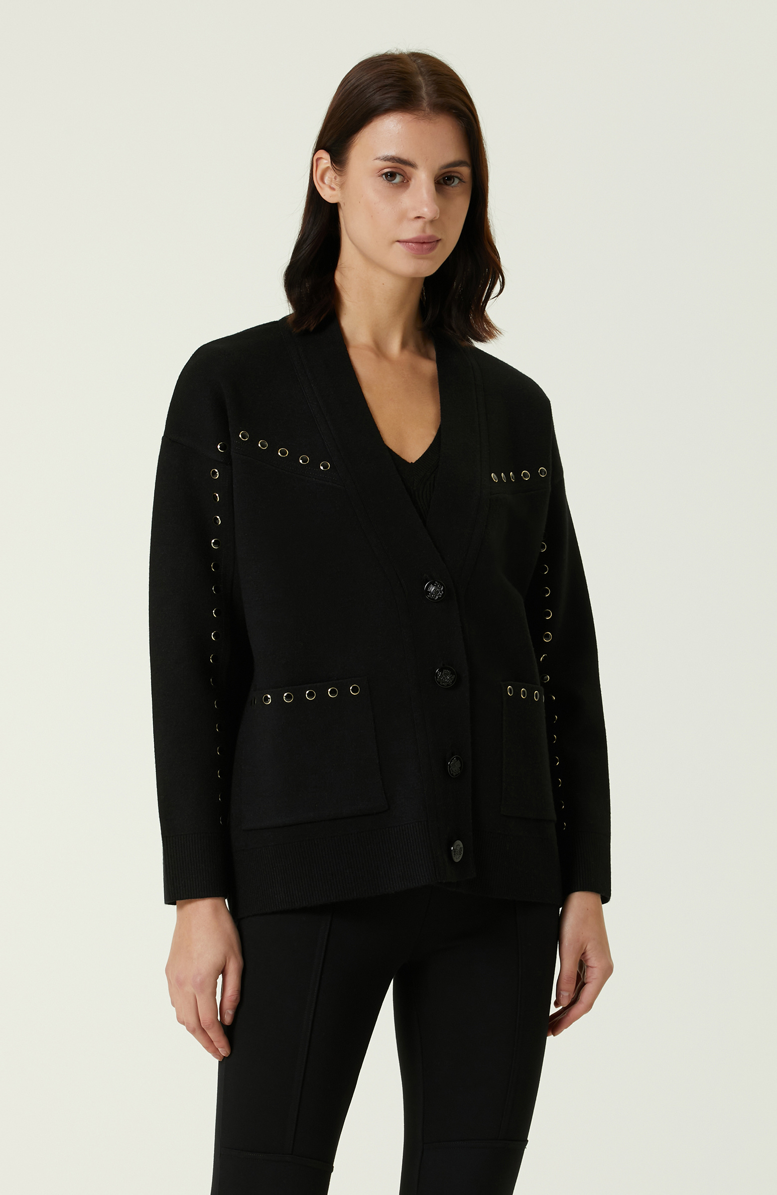 Regular Fit Siyah Trok Detaylı Hırka