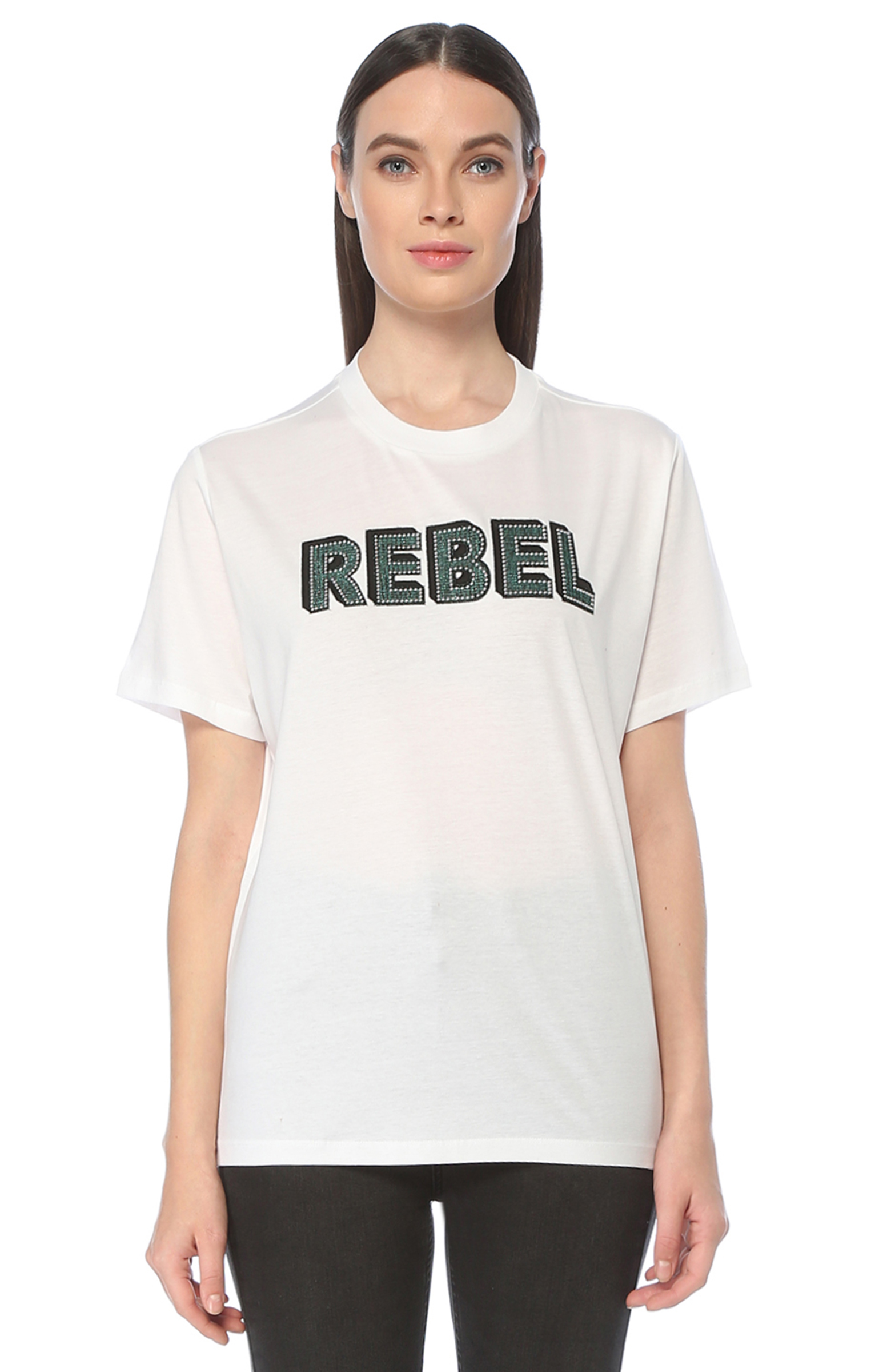 Basic Fit Beyaz Taşlı Slogan Nakışlı T-shirt Basic Fit Beyaz Taşlı Slogan Nakışlı T-shirt