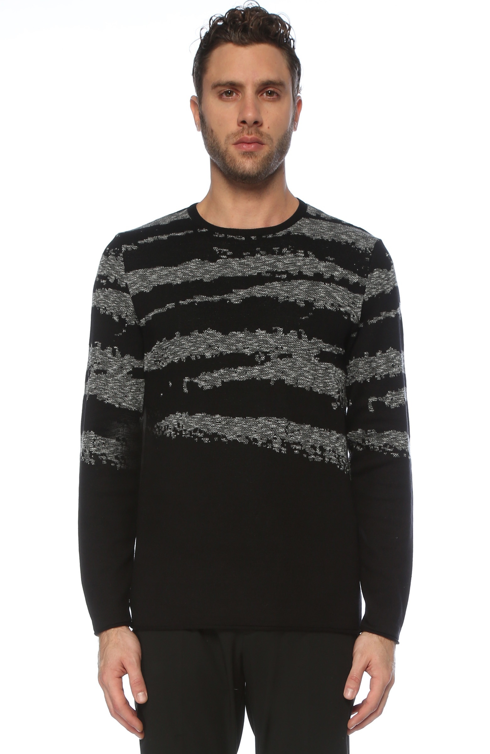 Siyah Gri Desenli Kazak