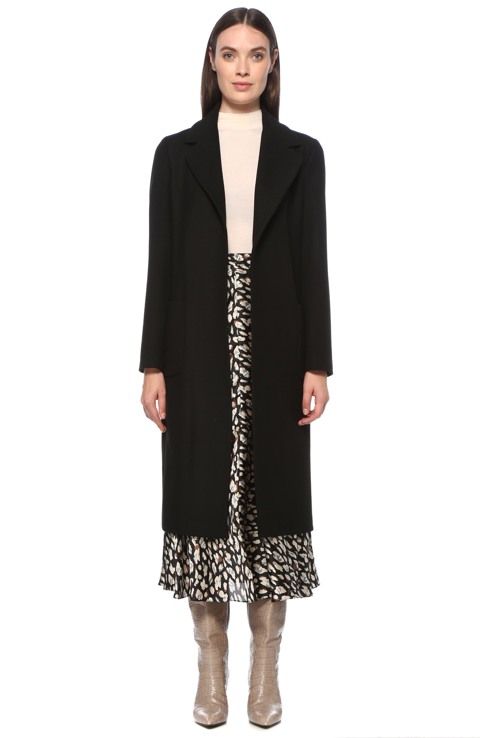 Siyah Kelebek Yaka Kuşaklı Kruvaze Palto Siyah Kelebek Yaka Kuşaklı Kruvaze Palto