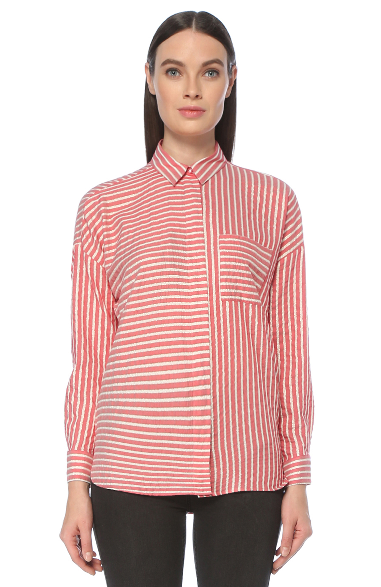 Basic Fit Kırmızı Beyaz Çizgili Gömlek Basic Fit Kırmızı Beyaz Çizgili Gömlek