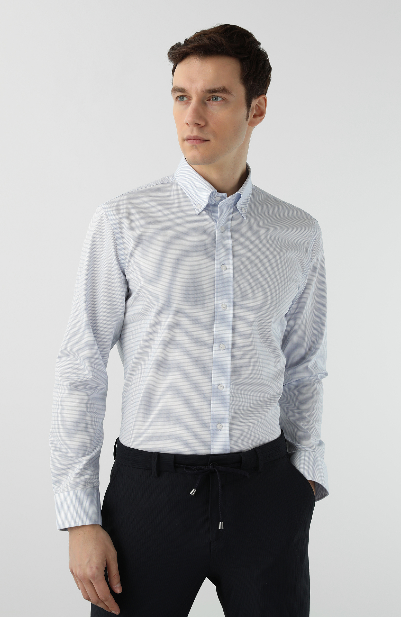 Slim Fit Beyaz Mavi Çizgili Gömlek Slim Fit Beyaz Mavi Çizgili Gömlek