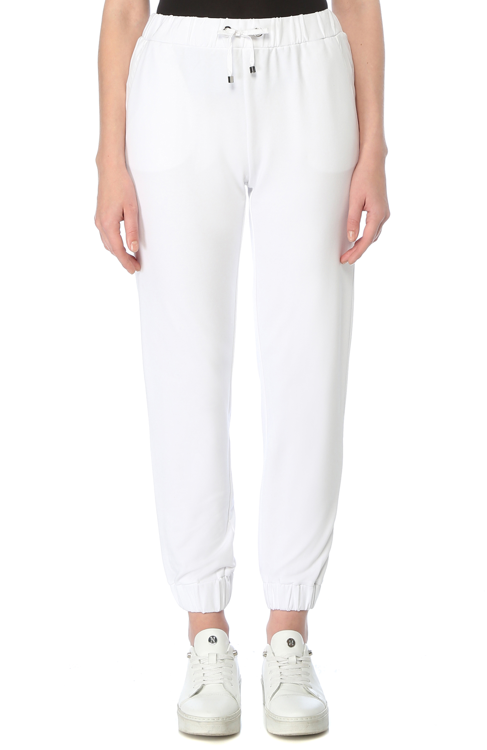 Basic Fit Beyaz Dar Paça Eşofman Basic Fit Beyaz Dar Paça Eşofman