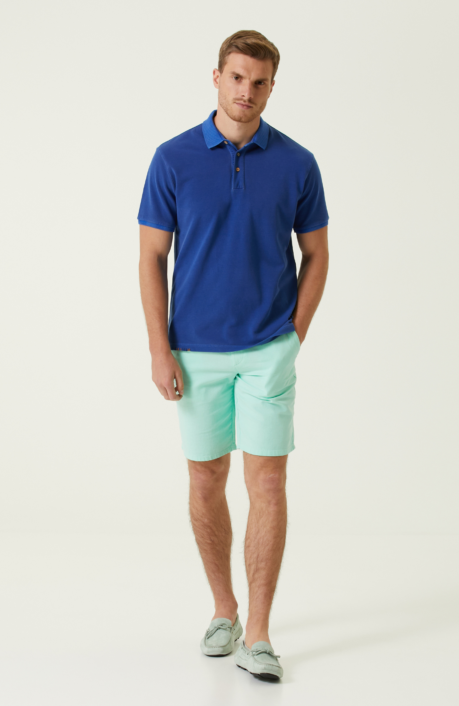 Slim Fit Yeşil Şort