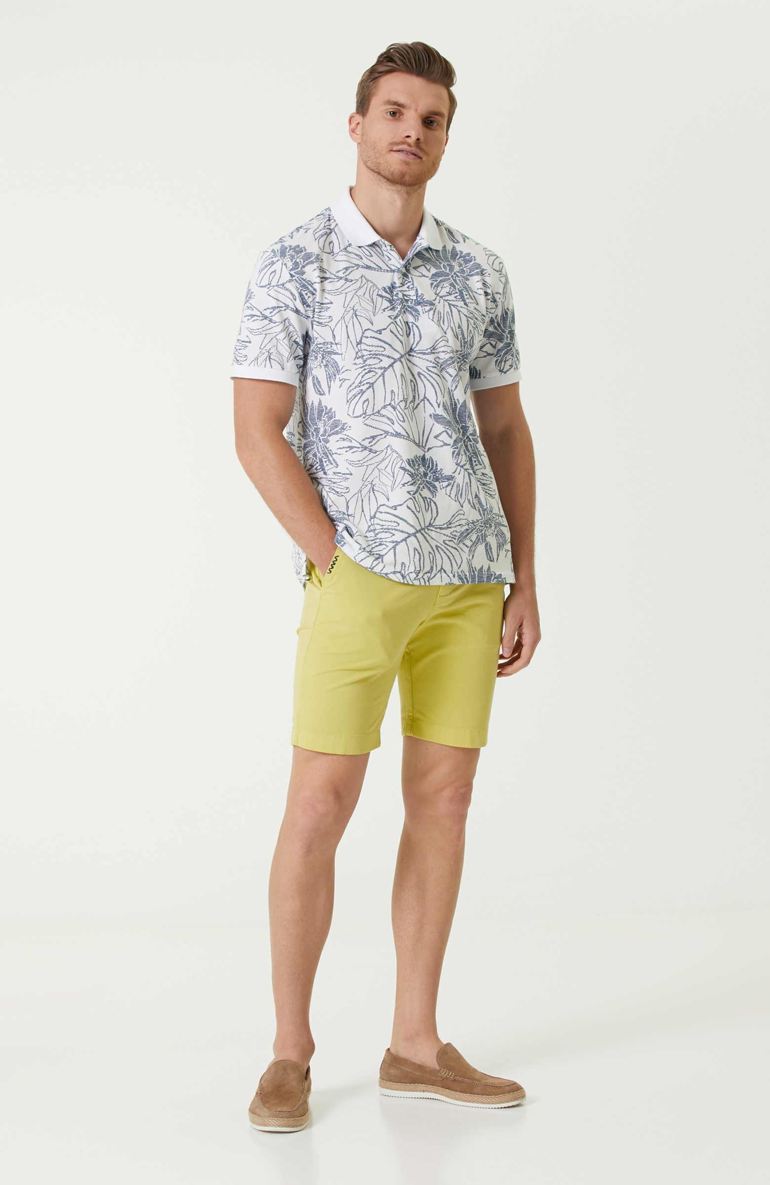 Slim Fit Yeşil Normal Bel Şort