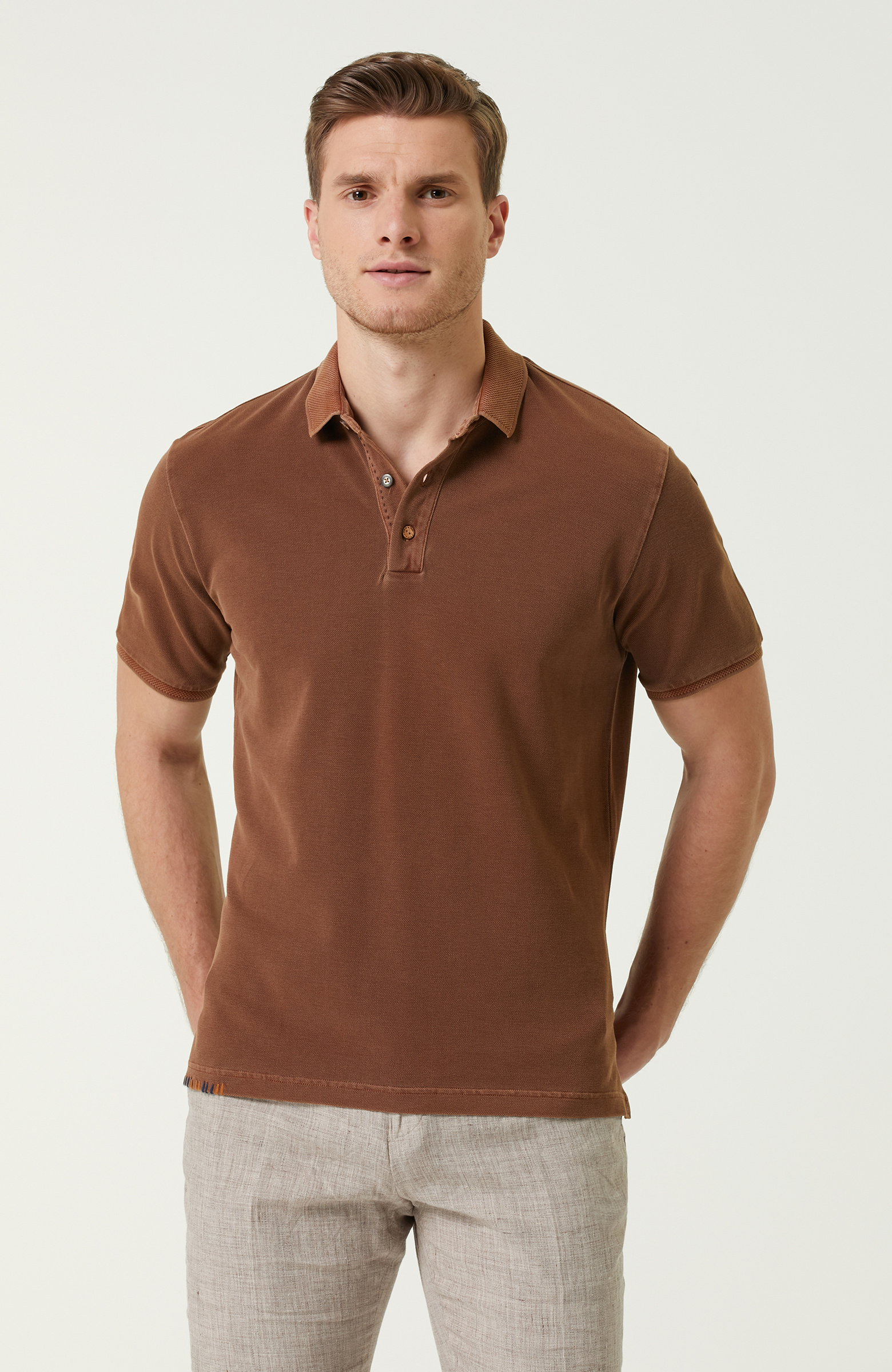 Slim Fit Kahverengi Polo Yaka Nakışlı T-shirt