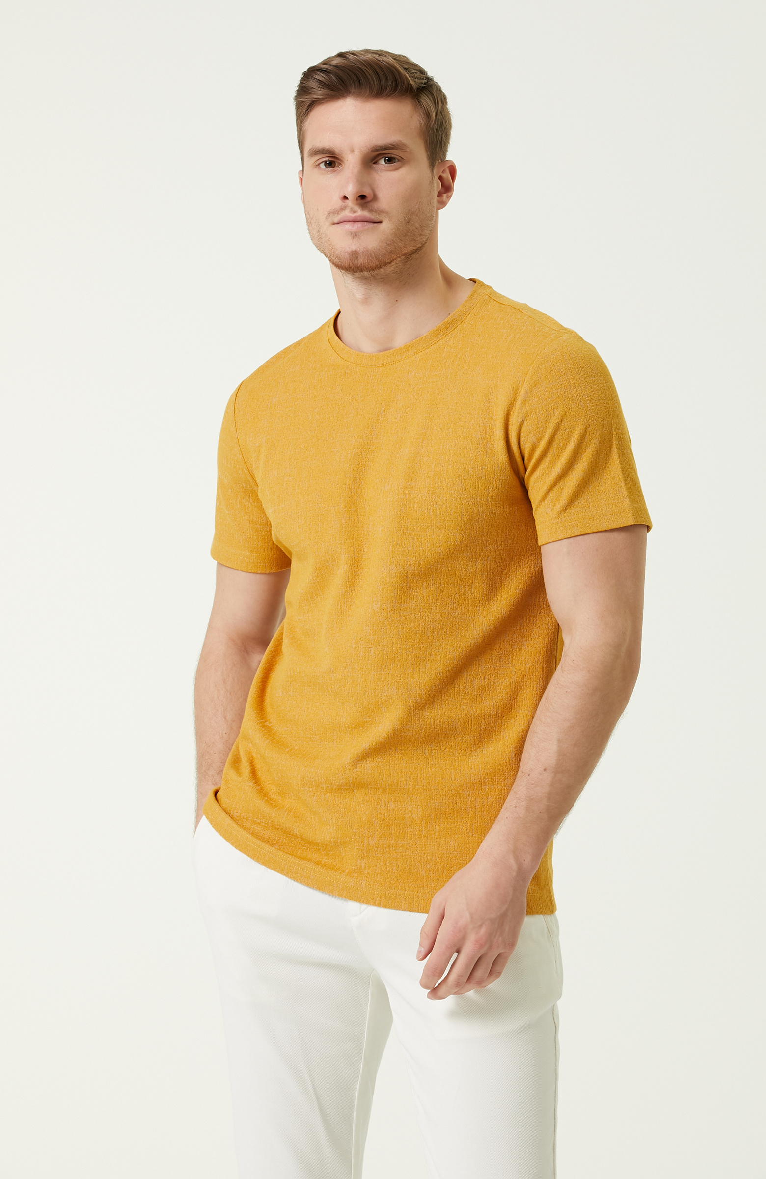 Slim Fit Sarı Basic T-shirt