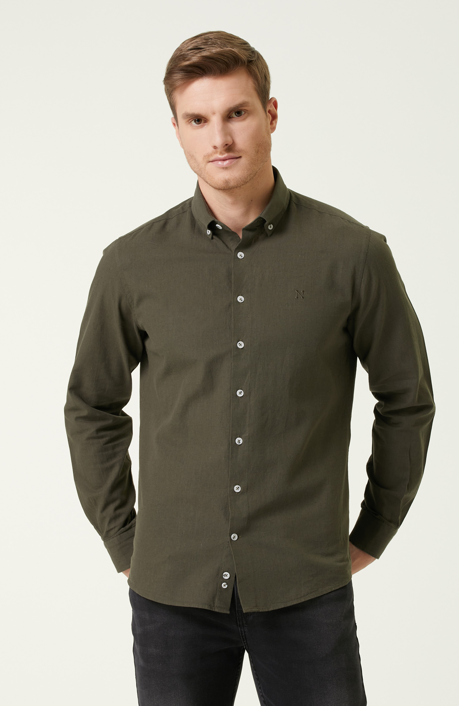Slim Fit Haki Düğmeli Yaka Gömlek Slim Fit Haki Düğmeli Yaka Gömlek