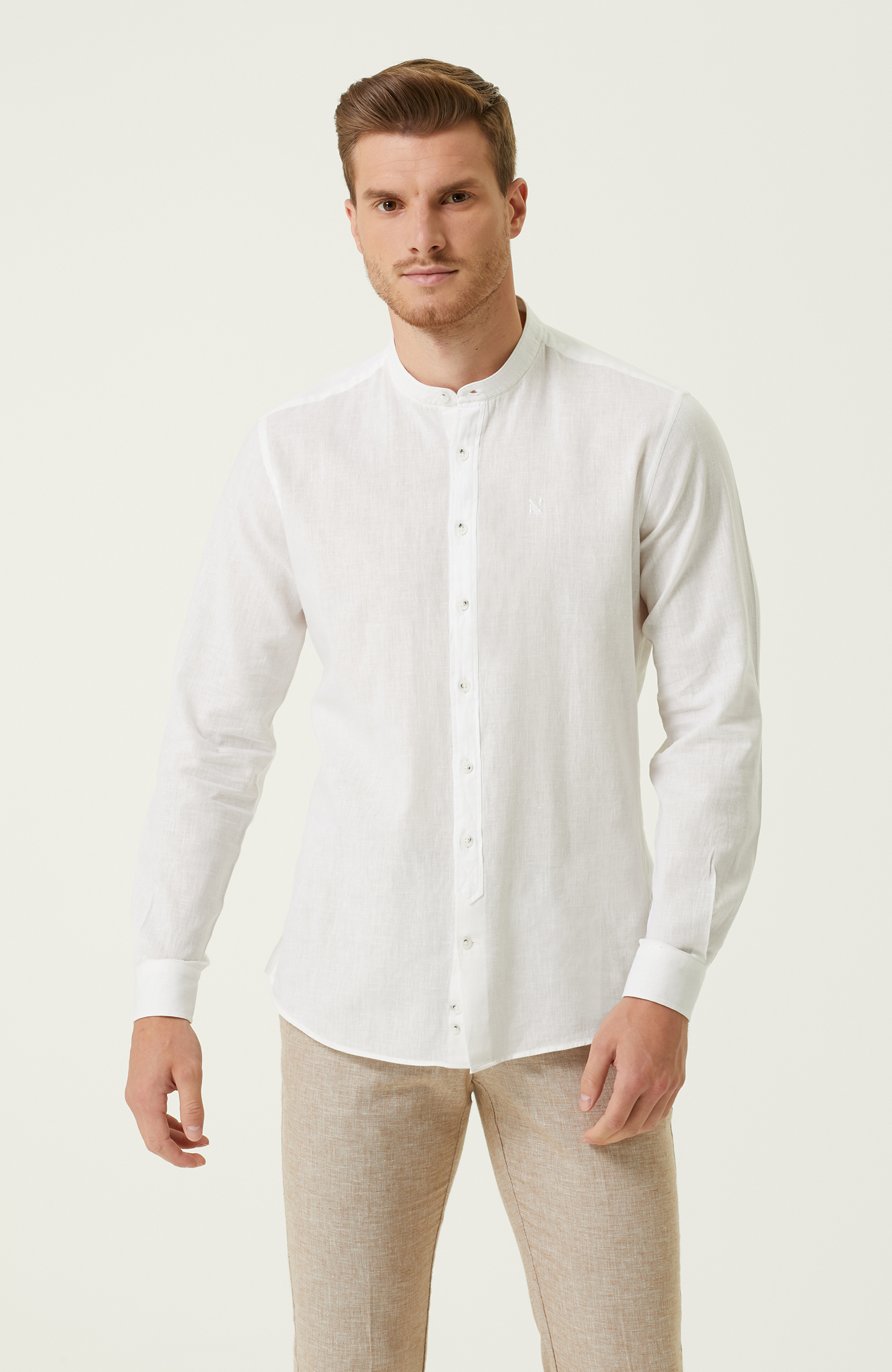 Slim Fit Beyaz Hakim Yaka Gömlek Slim Fit Beyaz Hakim Yaka Gömlek