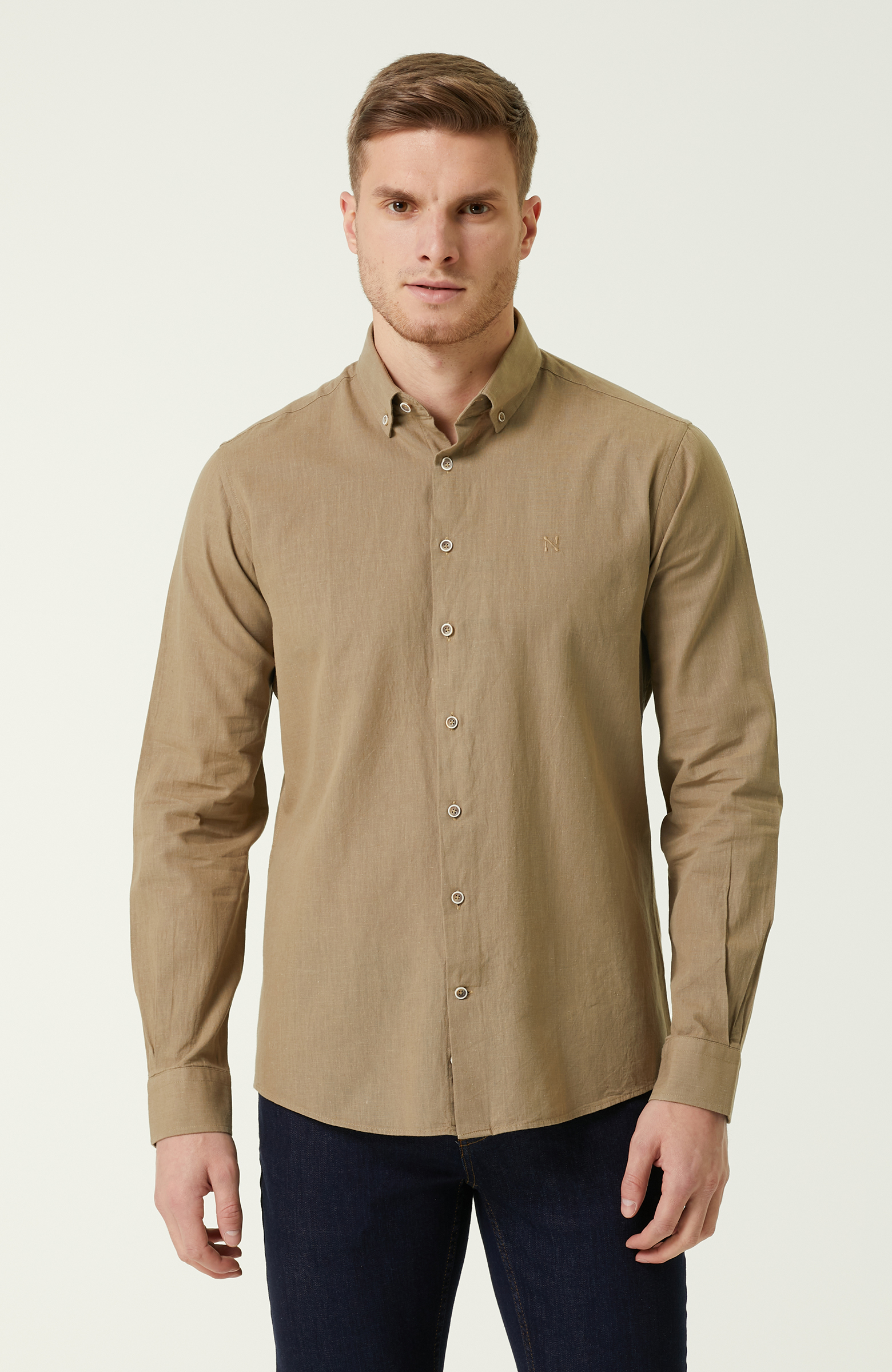 Slim Fit Bej Düğmeli Yaka Gömlek Slim Fit Bej Düğmeli Yaka Gömlek