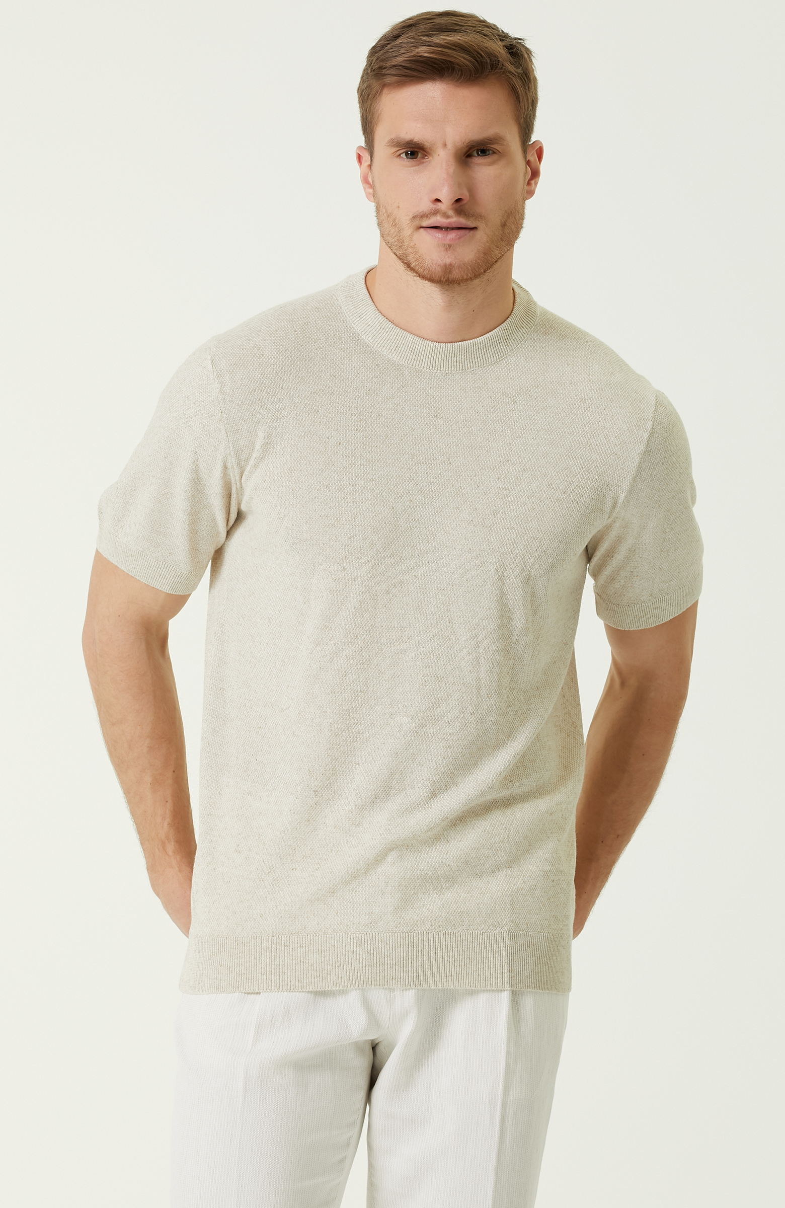 Bej Dokulu Kısa Kollu Kazak