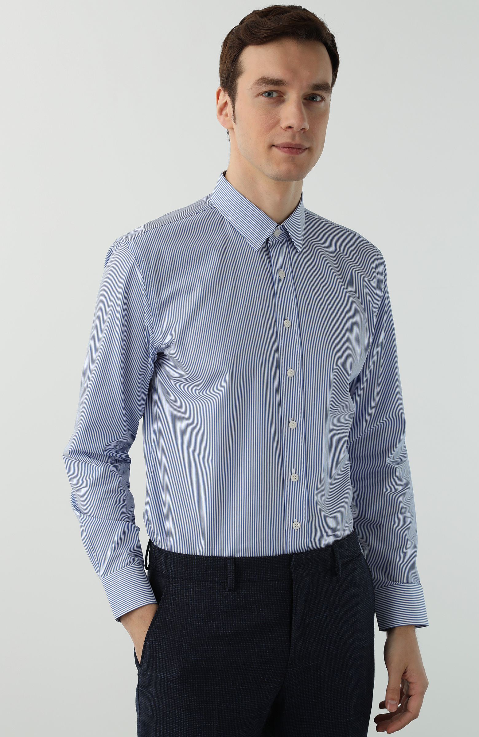 Slim Fit Mavi İngiliz Yaka Gömlek Slim Fit Mavi İngiliz Yaka Gömlek