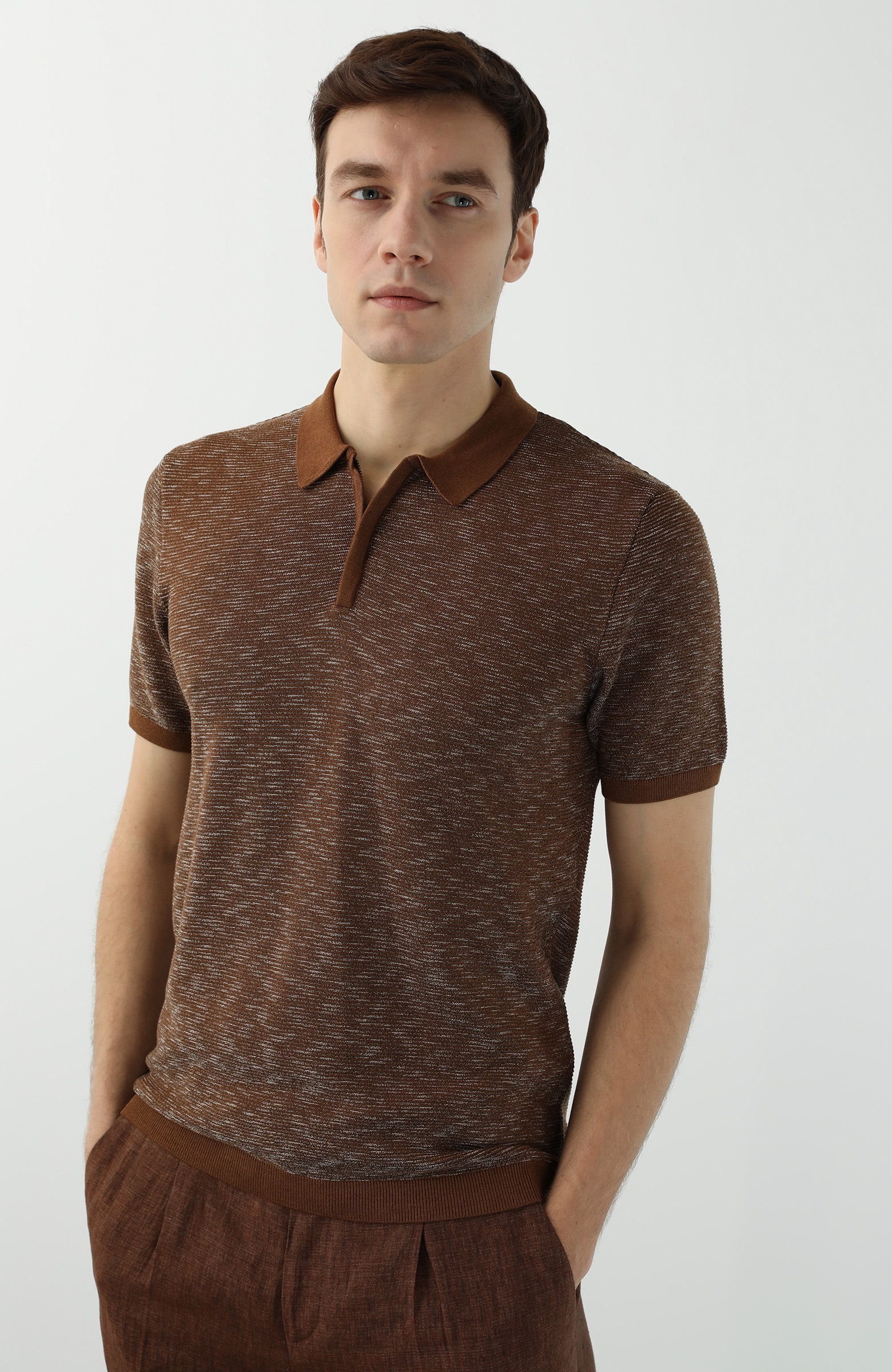 Kahverengi Polo Yaka Kısa Kollu Kazak