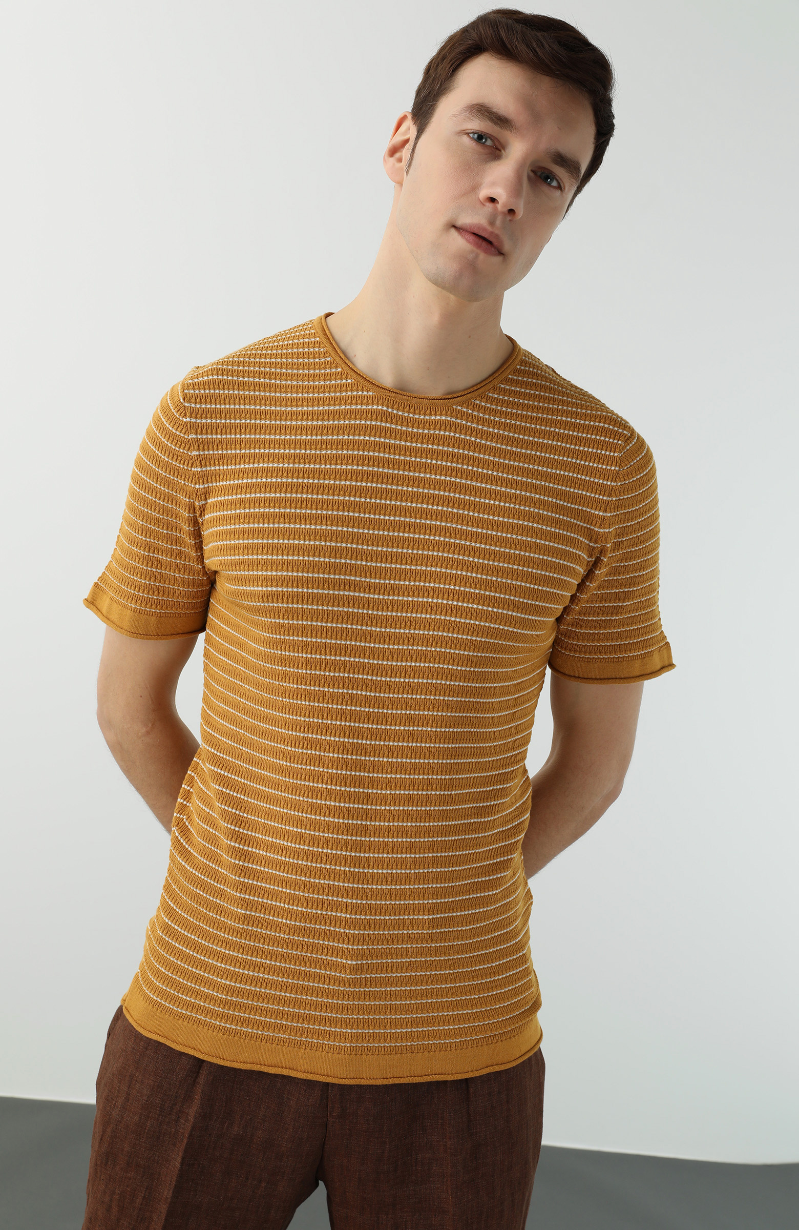 Sarı Beyaz Çizgi Desenli Kazak