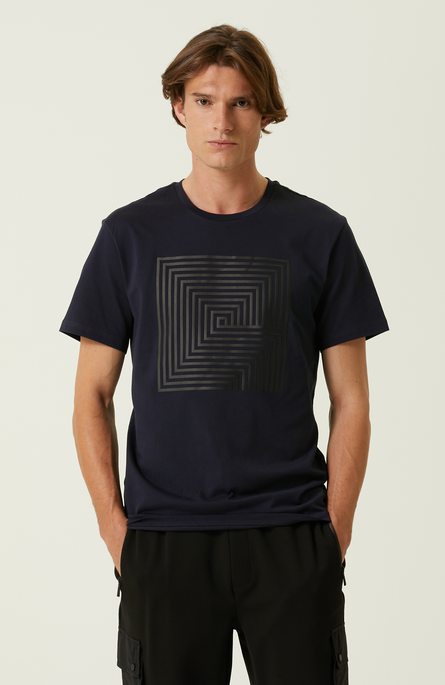 Slim Fit Lacivert Baskılı Basic T-shirt Slim Fit Lacivert Baskılı Basic T-shirt