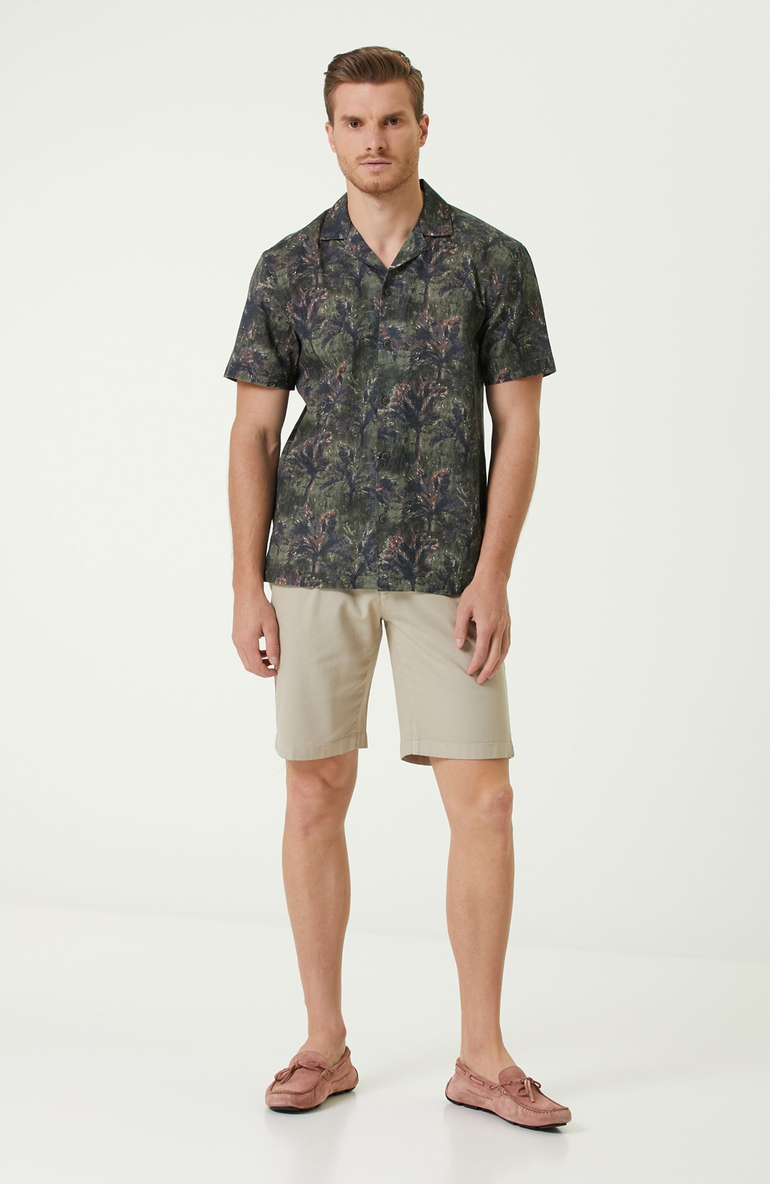 Bej Beli Kordonlu Şort