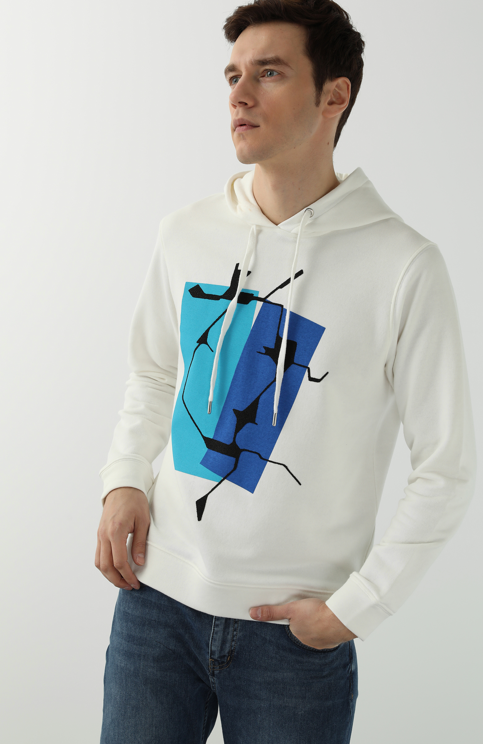 Slim Fit Beyaz Kapüşonlu Baskılı Sweatshirt Slim Fit Beyaz Kapüşonlu Baskılı Sweatshirt