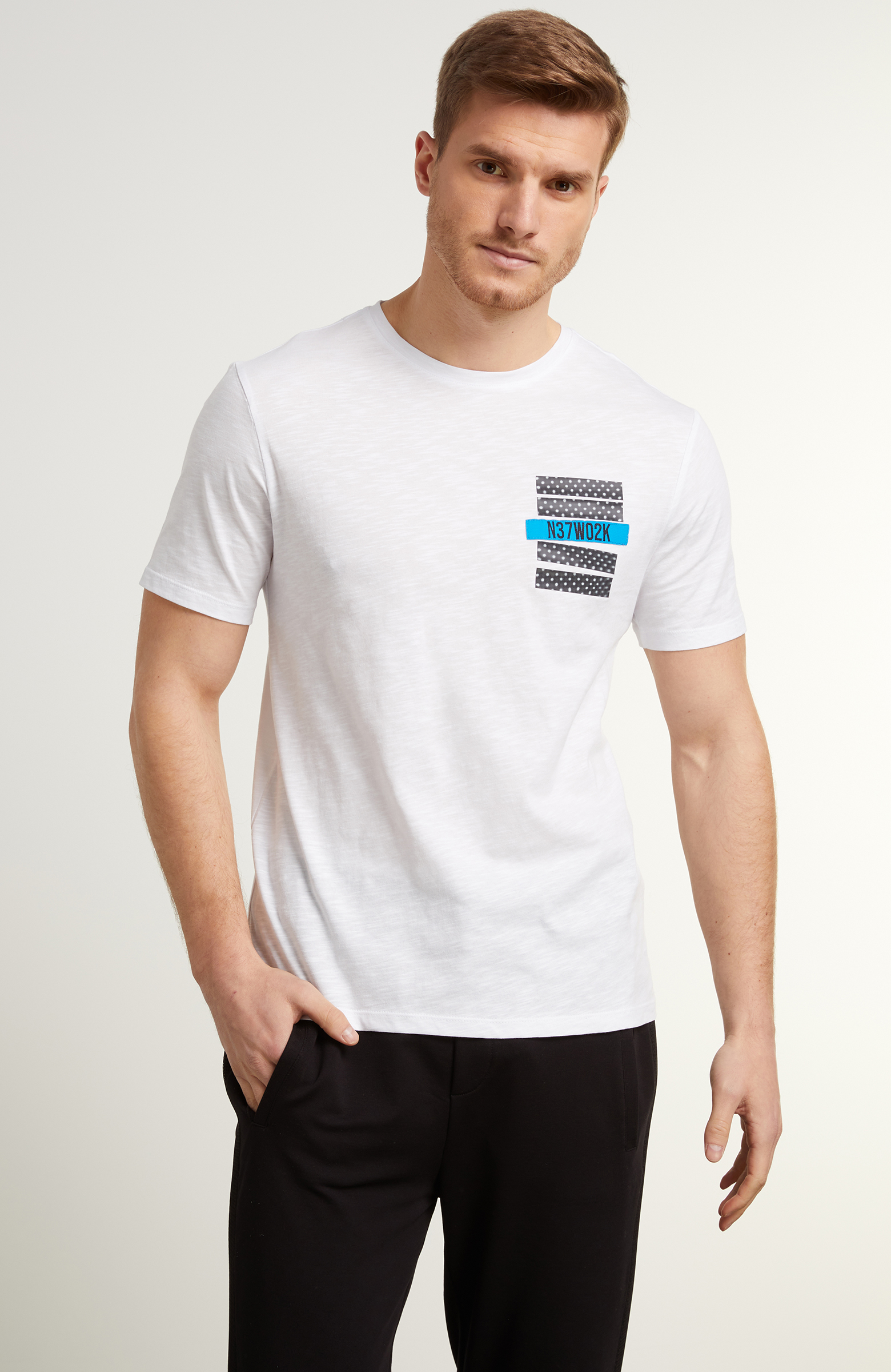 Slim Fit Beyaz Baskılı Basic T-shirt Slim Fit Beyaz Baskılı Basic T-shirt