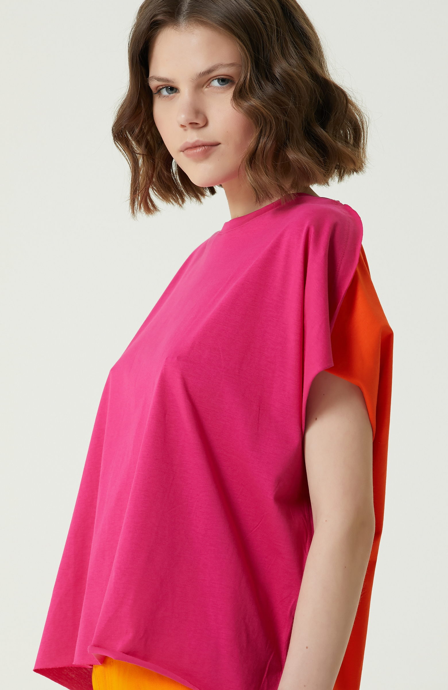 Pembe Turuncu Bisiklet Yaka T-shirt Pembe Turuncu Bisiklet Yaka T-shirt