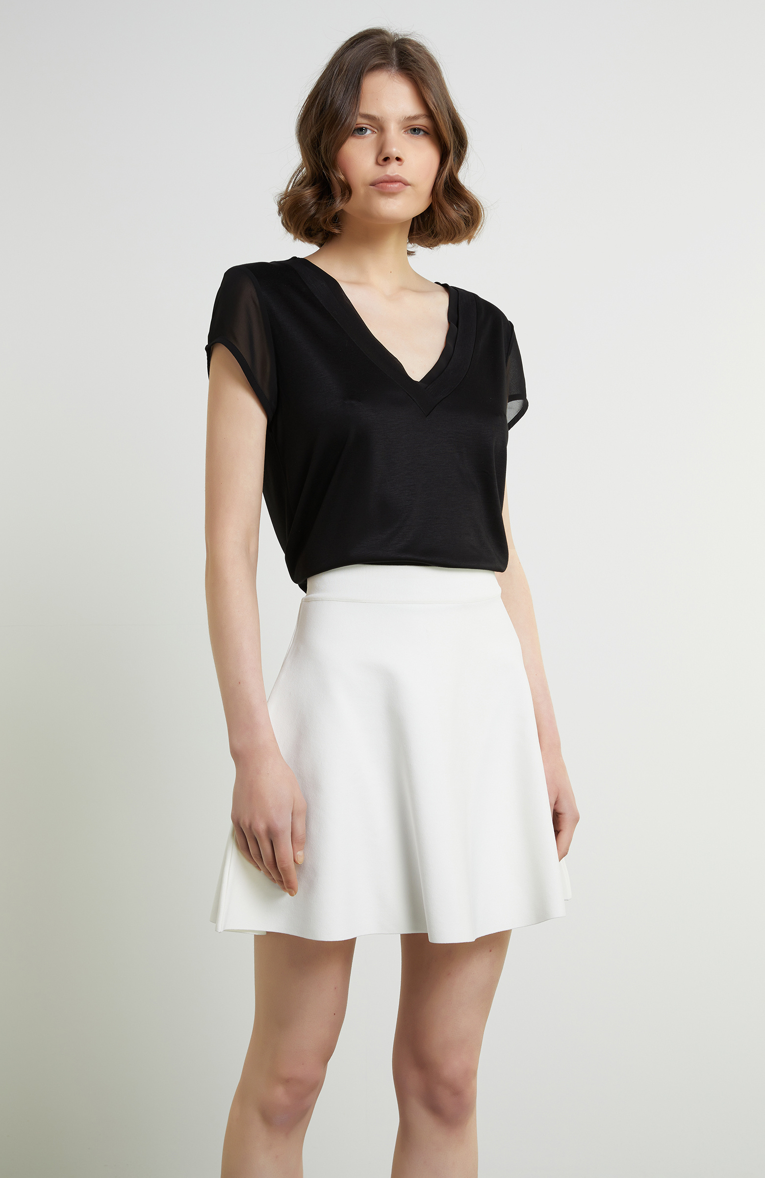 Siyah V Yaka T-shirt