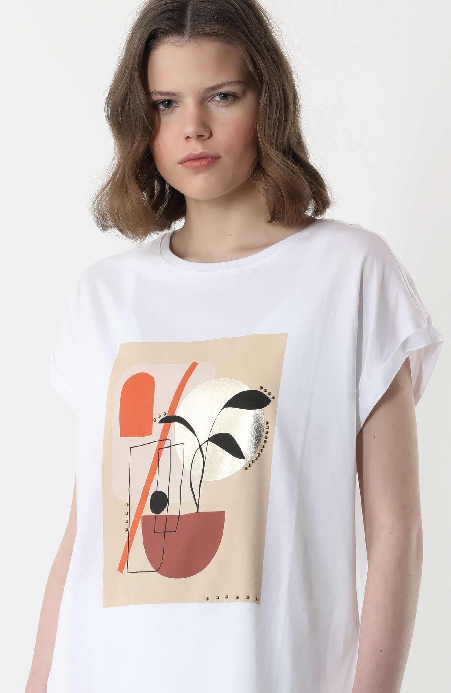 Beyaz Baskılı Taş işlemeli T-shirt