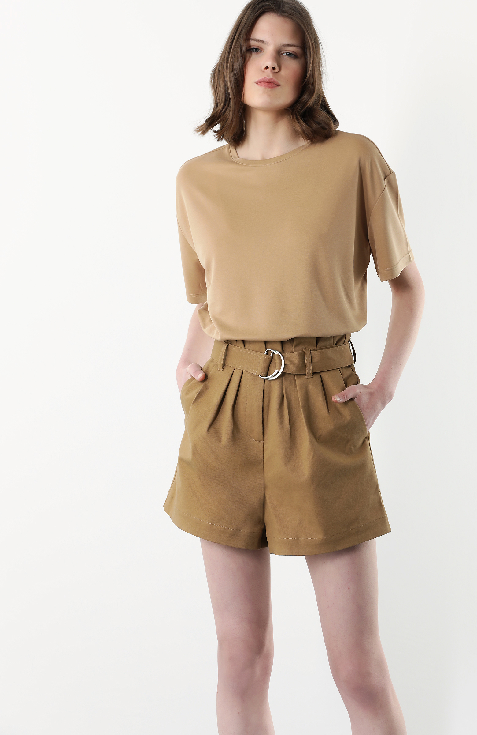 Basic Fit Camel Bisiklet Yaka Oversize T-shirt Basic Fit Camel Bisiklet Yaka Oversize T-shirt