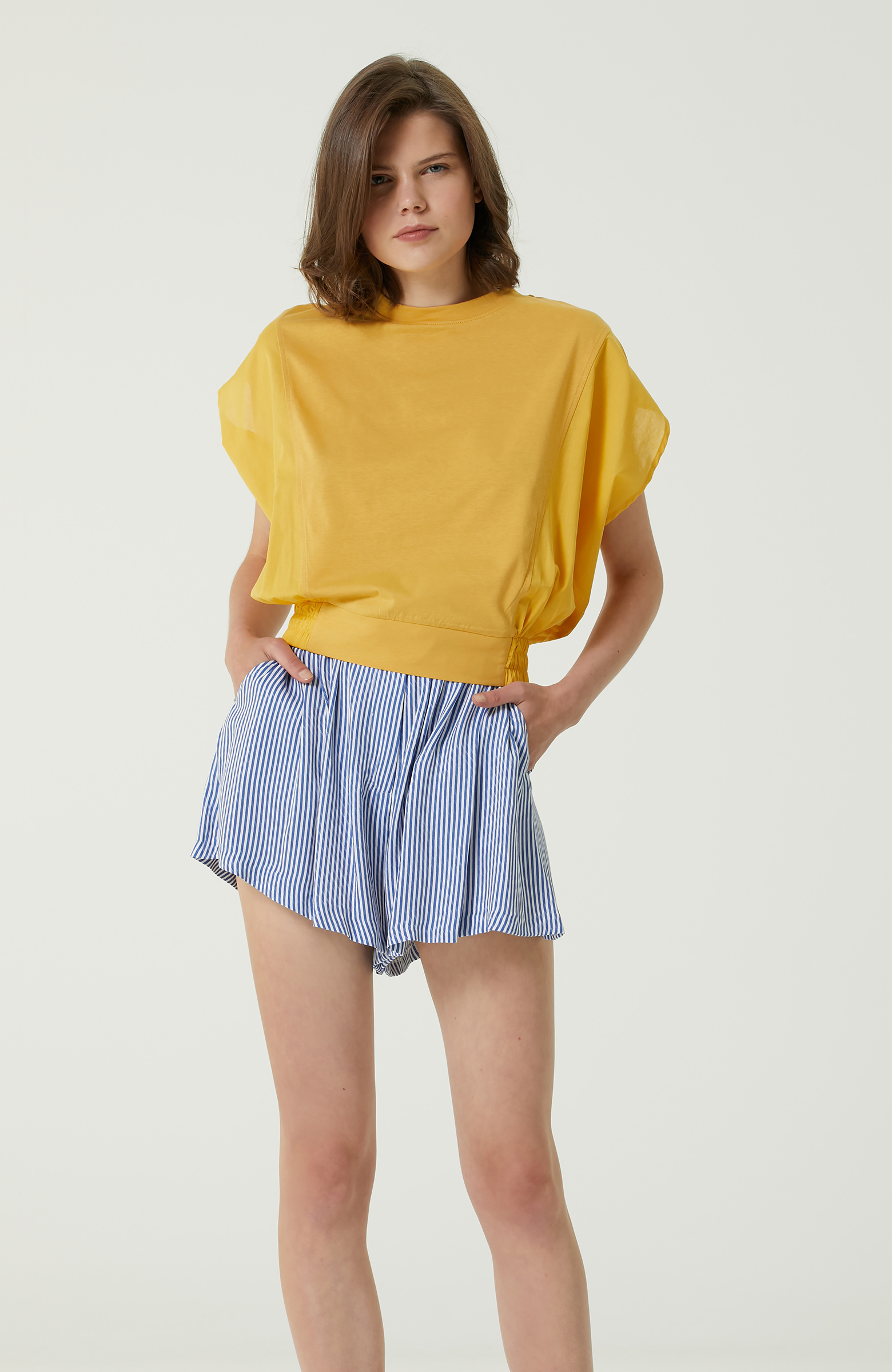 Sarı Beli Lastikli T-shirt Sarı Beli Lastikli T-shirt