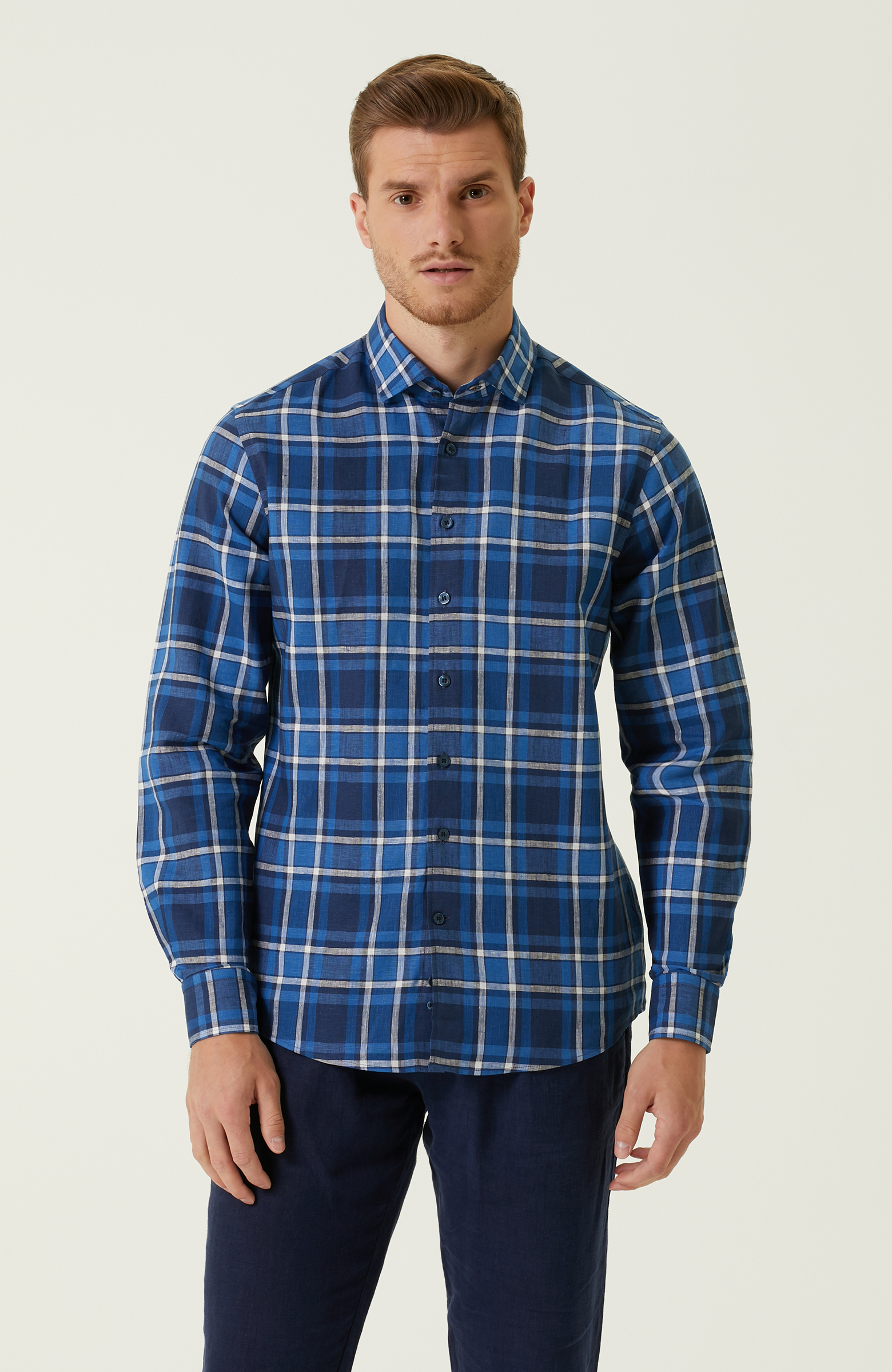 Comfort Fit Lacivert Ekose Desenli Keten Gömlek Comfort Fit Lacivert Ekose Desenli Keten Gömlek