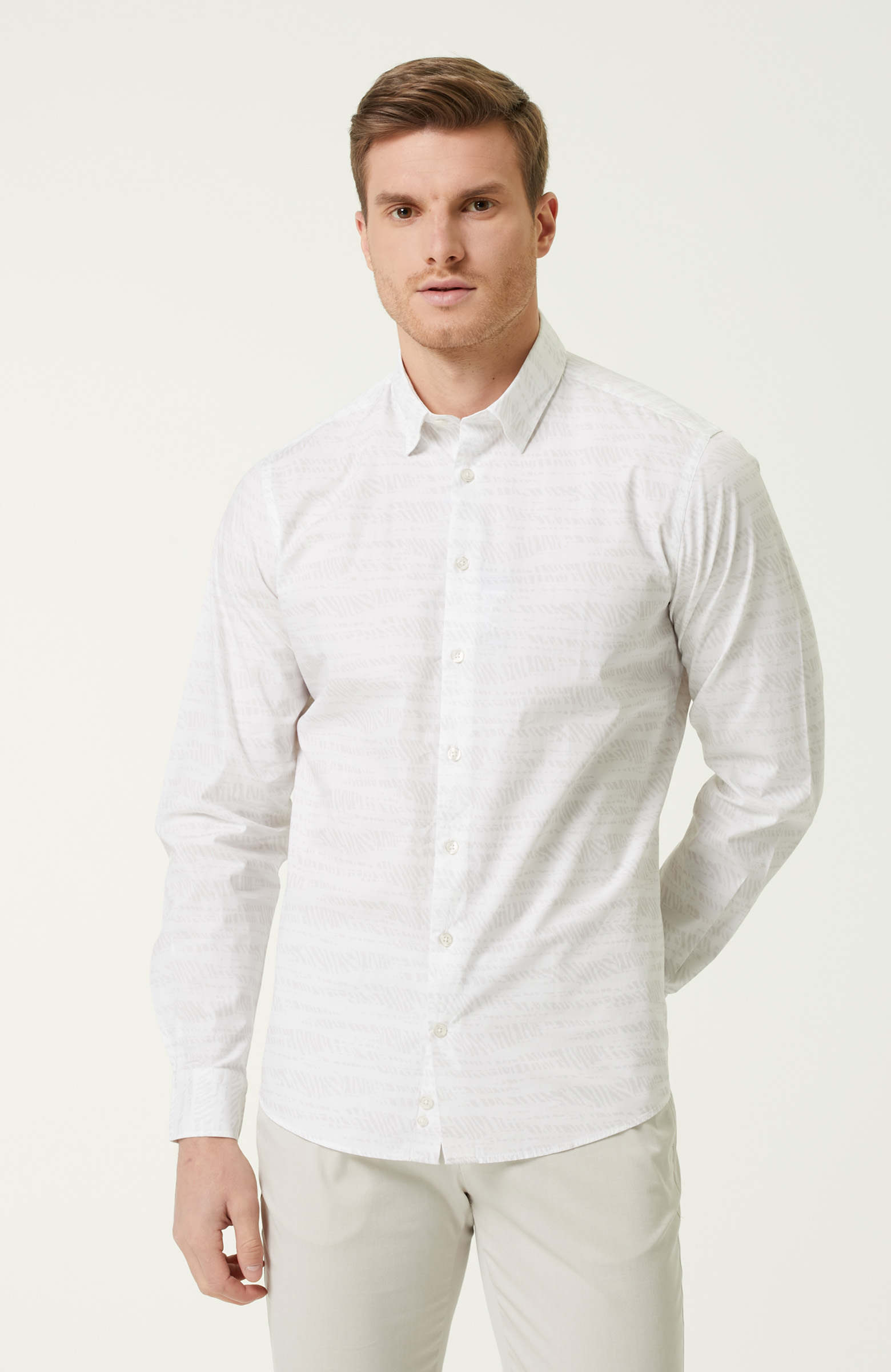 Comfort Fit Beyaz Desenli Gömlek