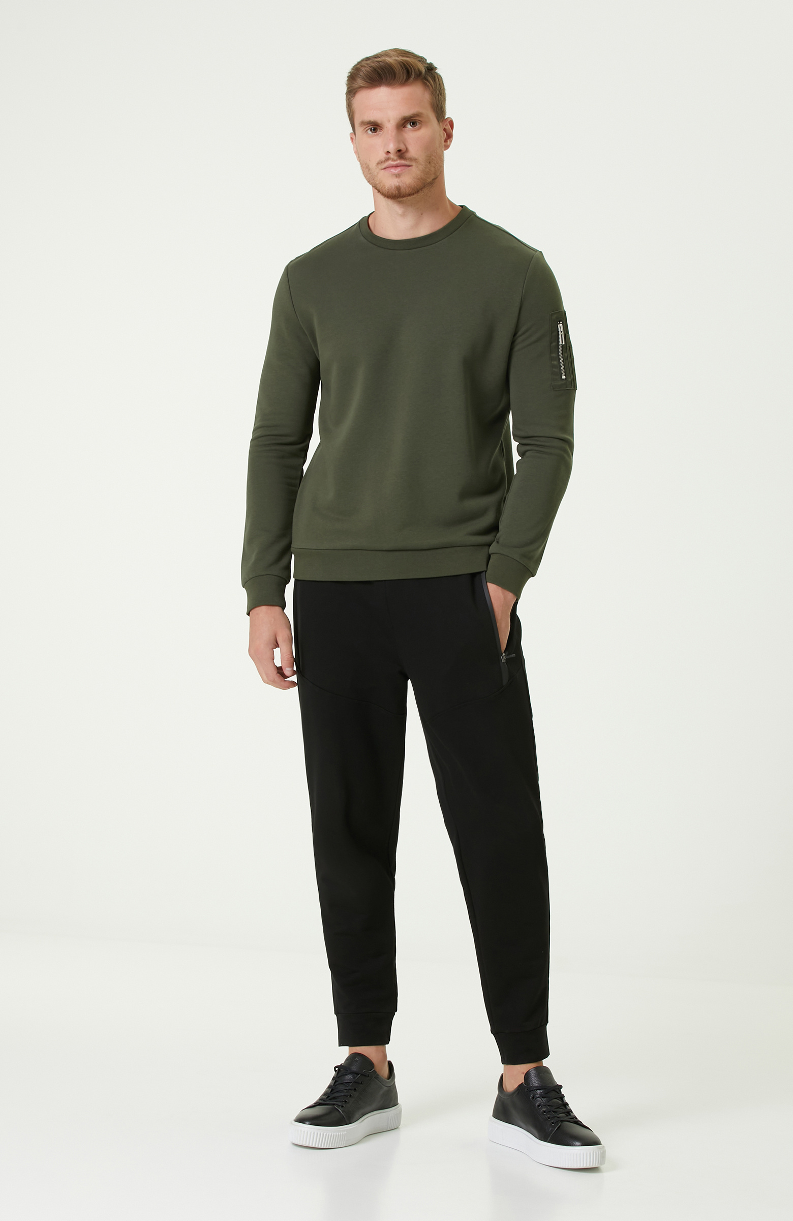 Slim Fit Siyah Eşofman Altı