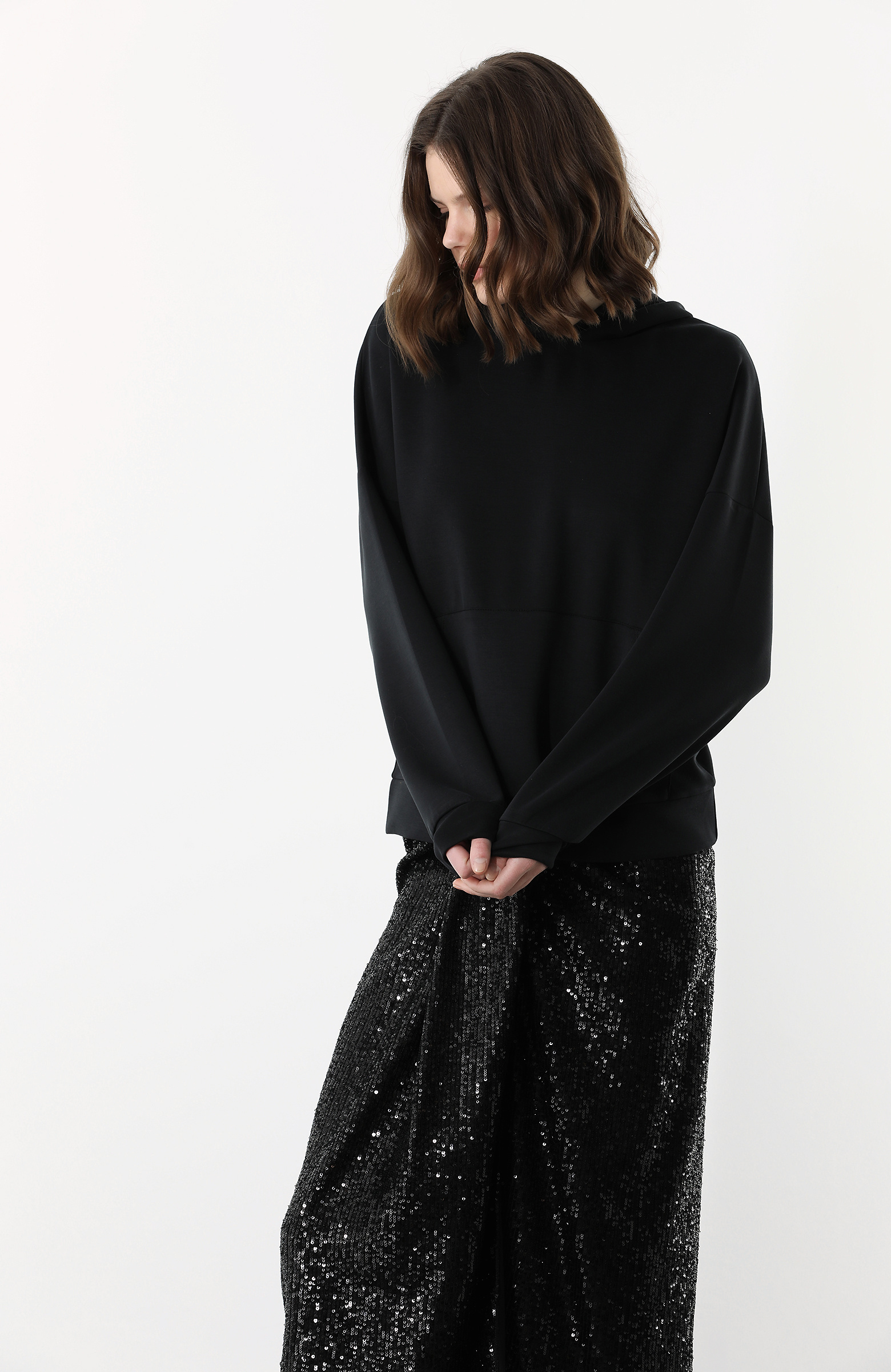 Siyah Kapüşonlu Sweatshirt