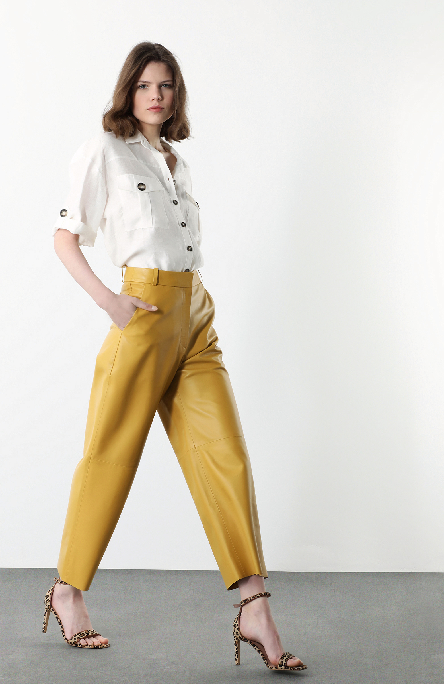 Regular Fit Sarı Bol Paça Deri  Pantolon