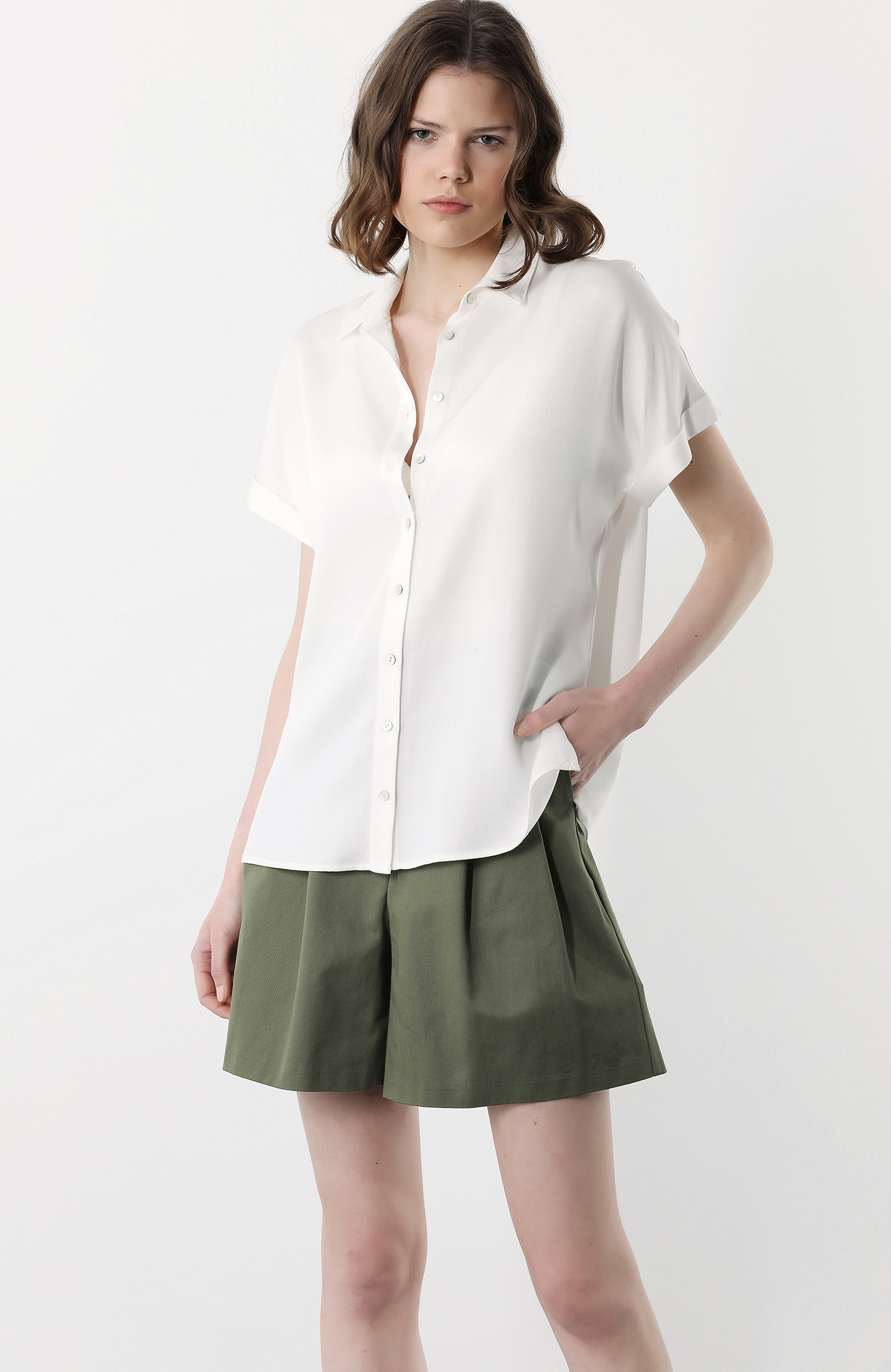 Regular Fit Ekru Kısa Kol Gömlek