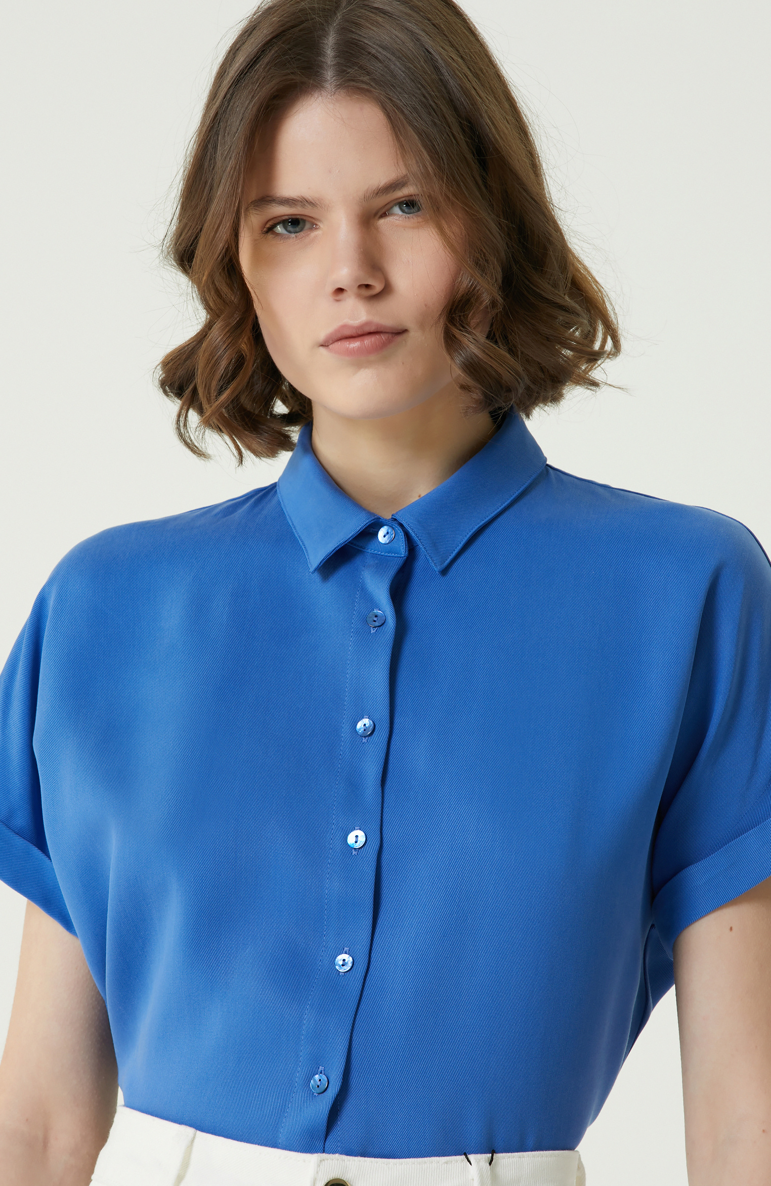 Regular Fit Lacivert İngiliz Yaka Gömlek