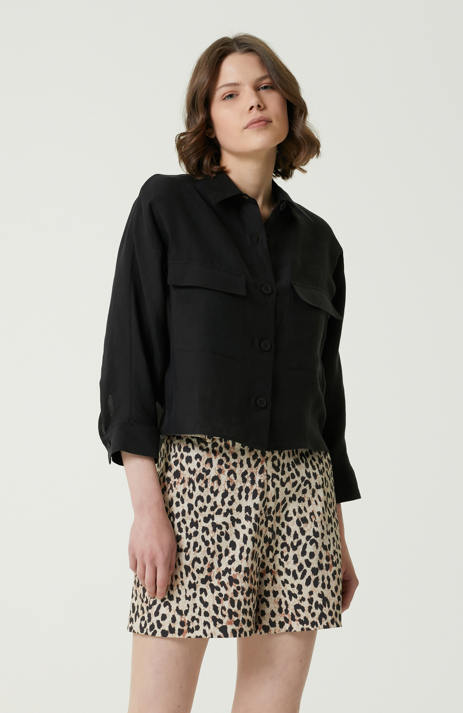 Slim Fit Siyah Keten Gömlek