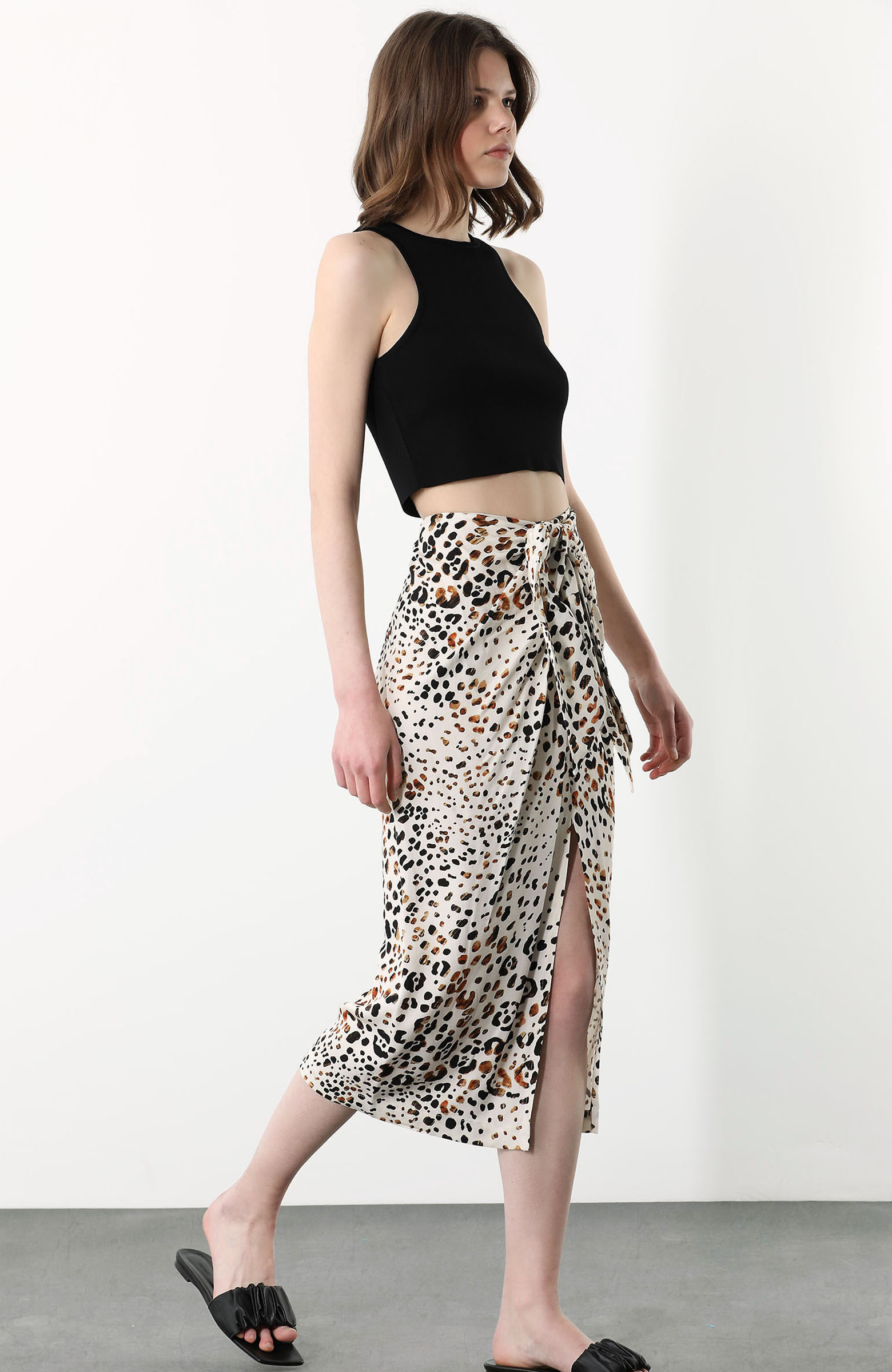 Leopar Desenli Bağlama Detaylı Midi Etek