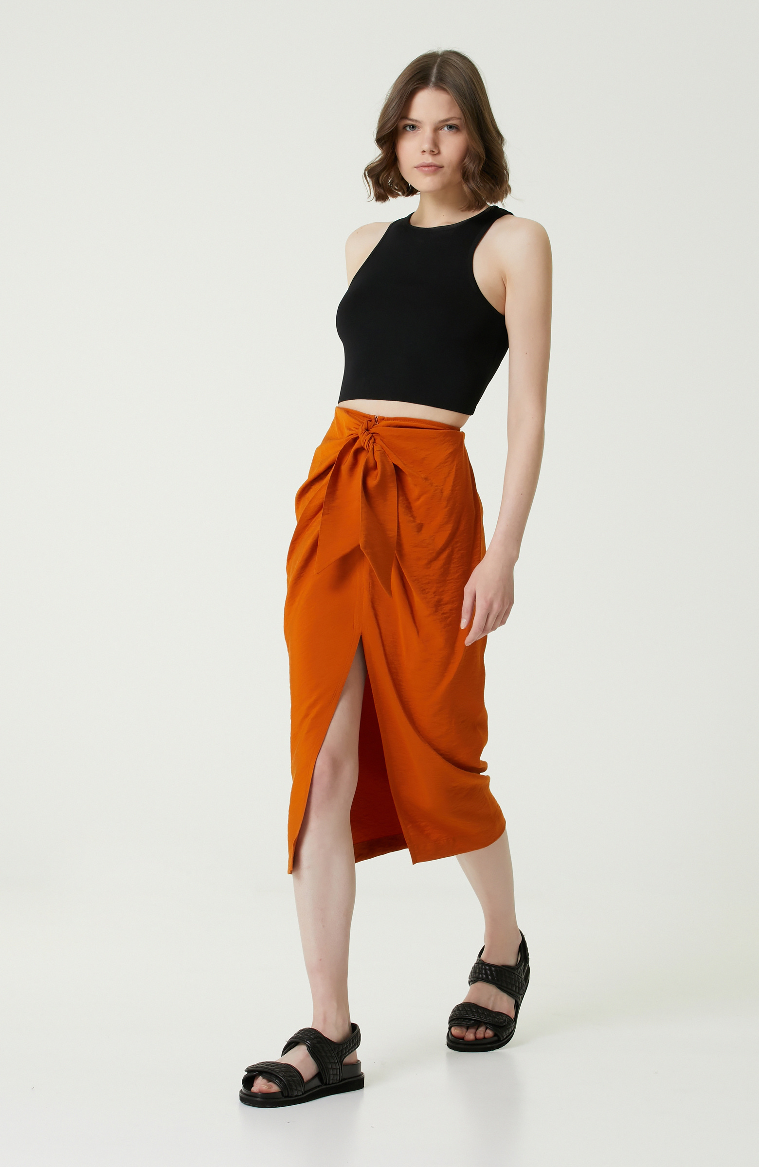 Bağlama Detaylı Midi Etek