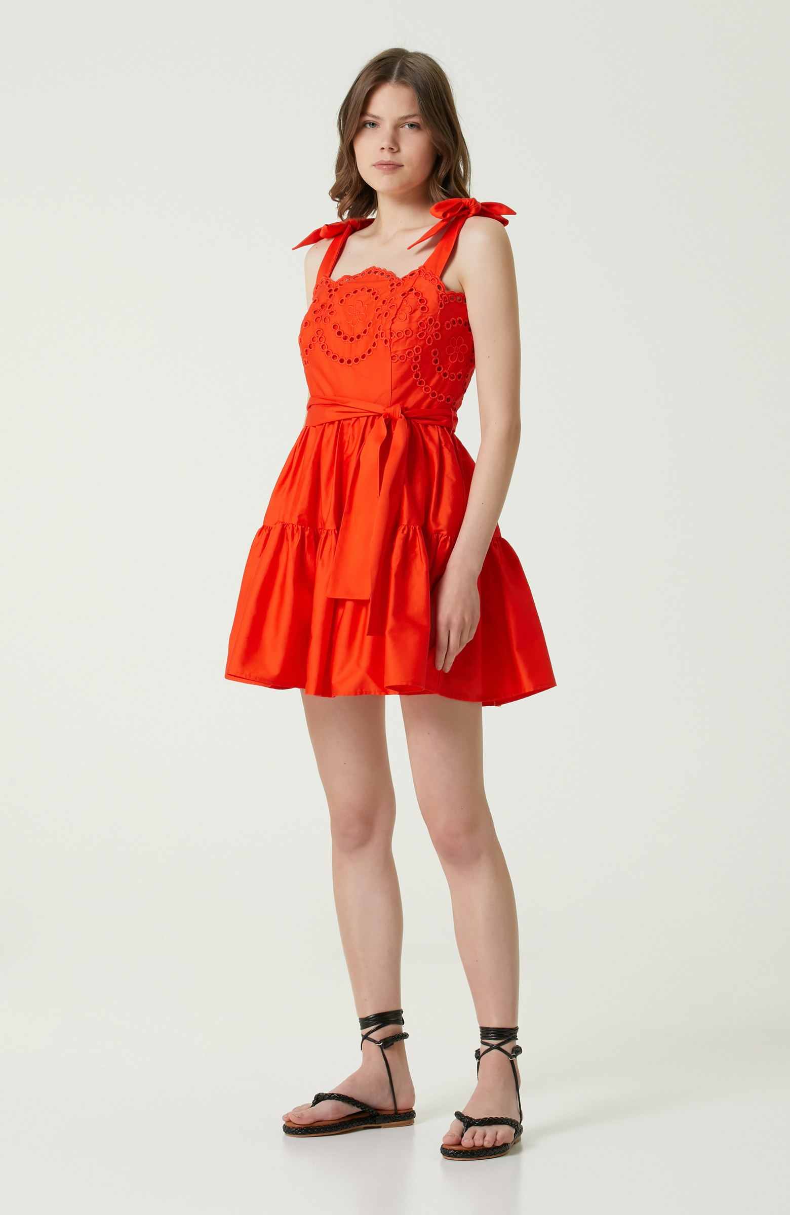 Turuncu Kuşaklı Mini Elbise