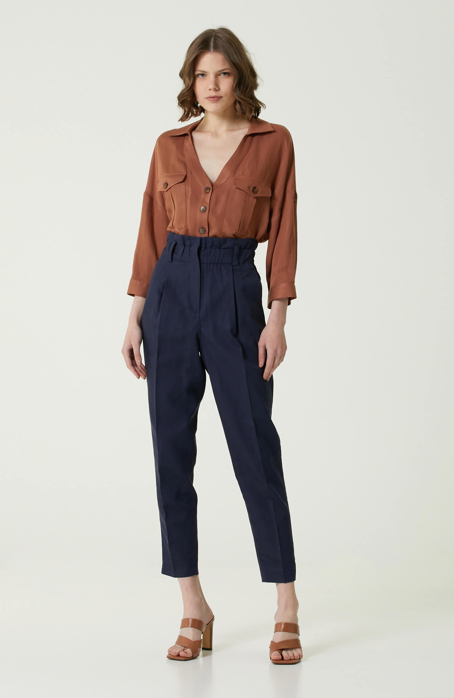 Regular Fit Lacivert Beli Büzgülü Pantolon Regular Fit Lacivert Beli Büzgülü Pantolon