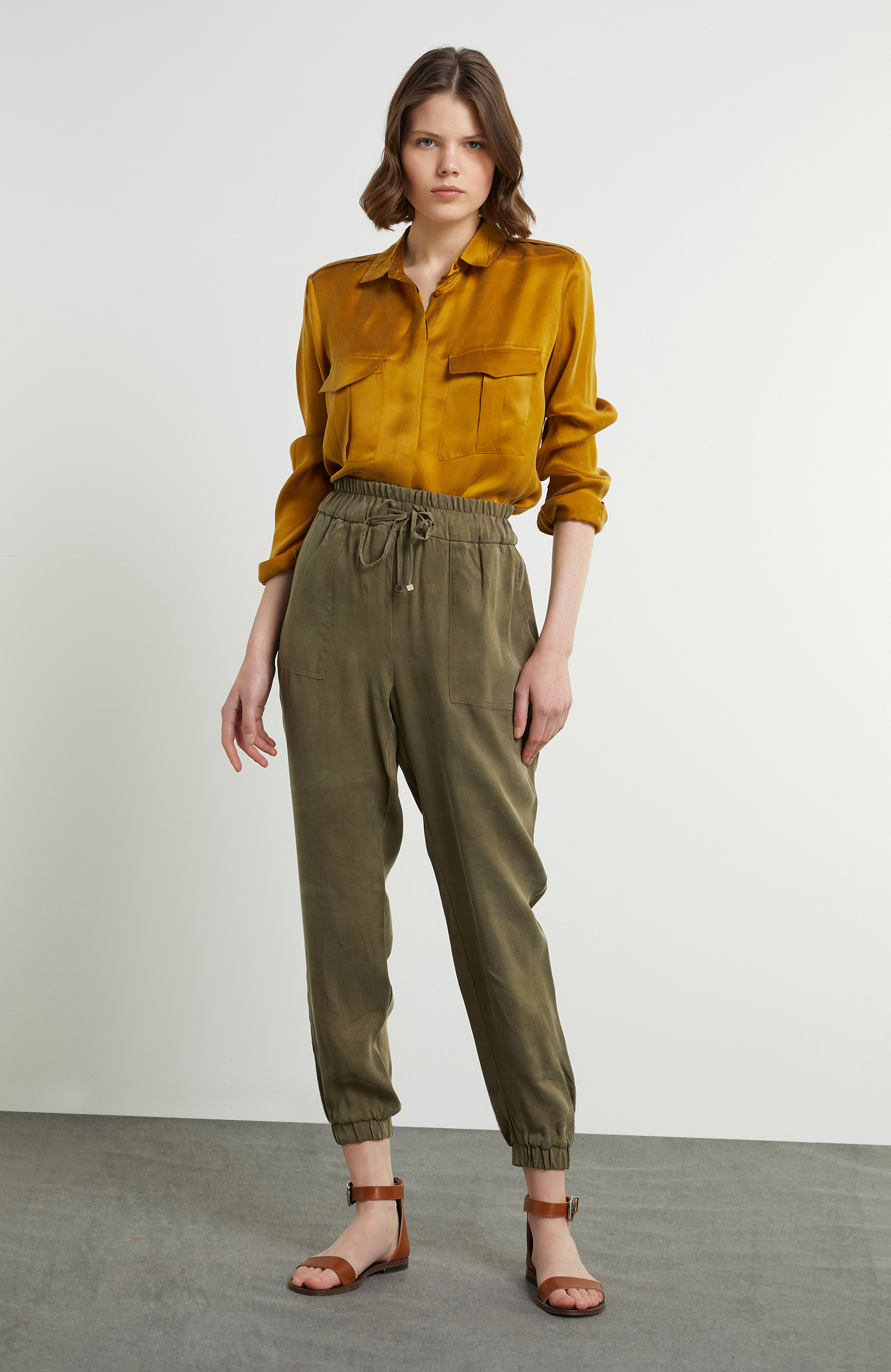 Regular Fit Haki Pantolon