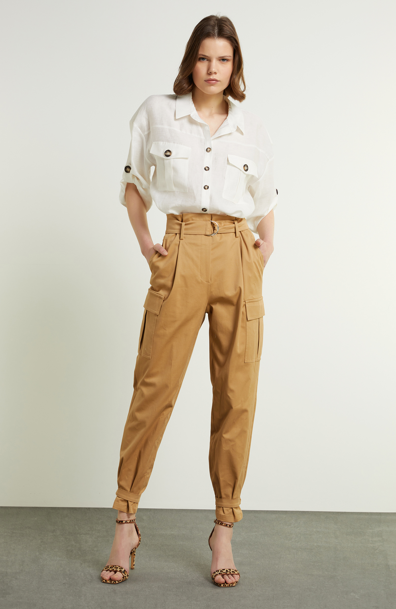 Regular Fit Camel Kemerli Pantolon Regular Fit Camel Kemerli Pantolon