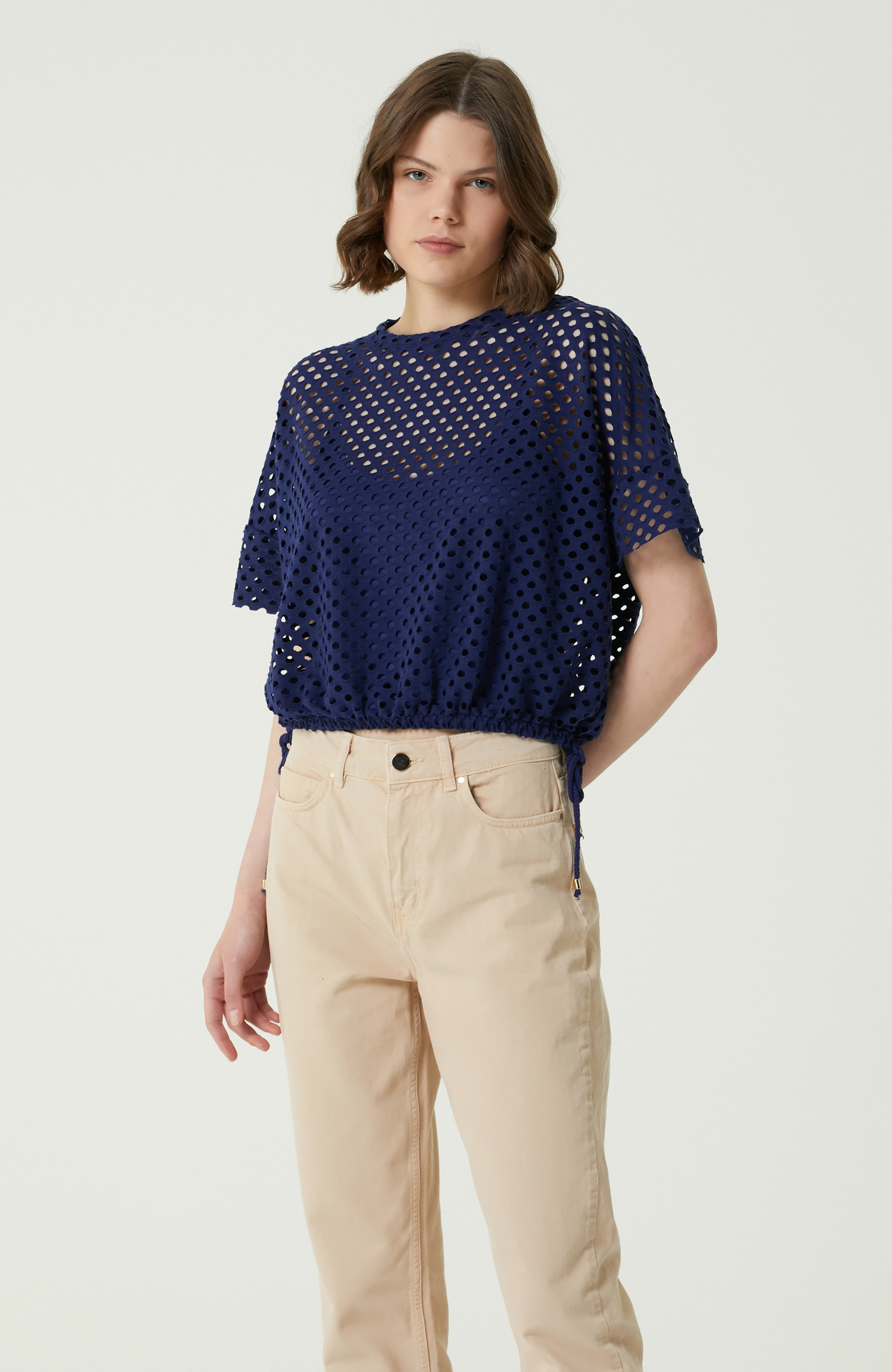 Indigo Beli Büzgülü Güpür Bluz Indigo Beli Büzgülü Güpür Bluz