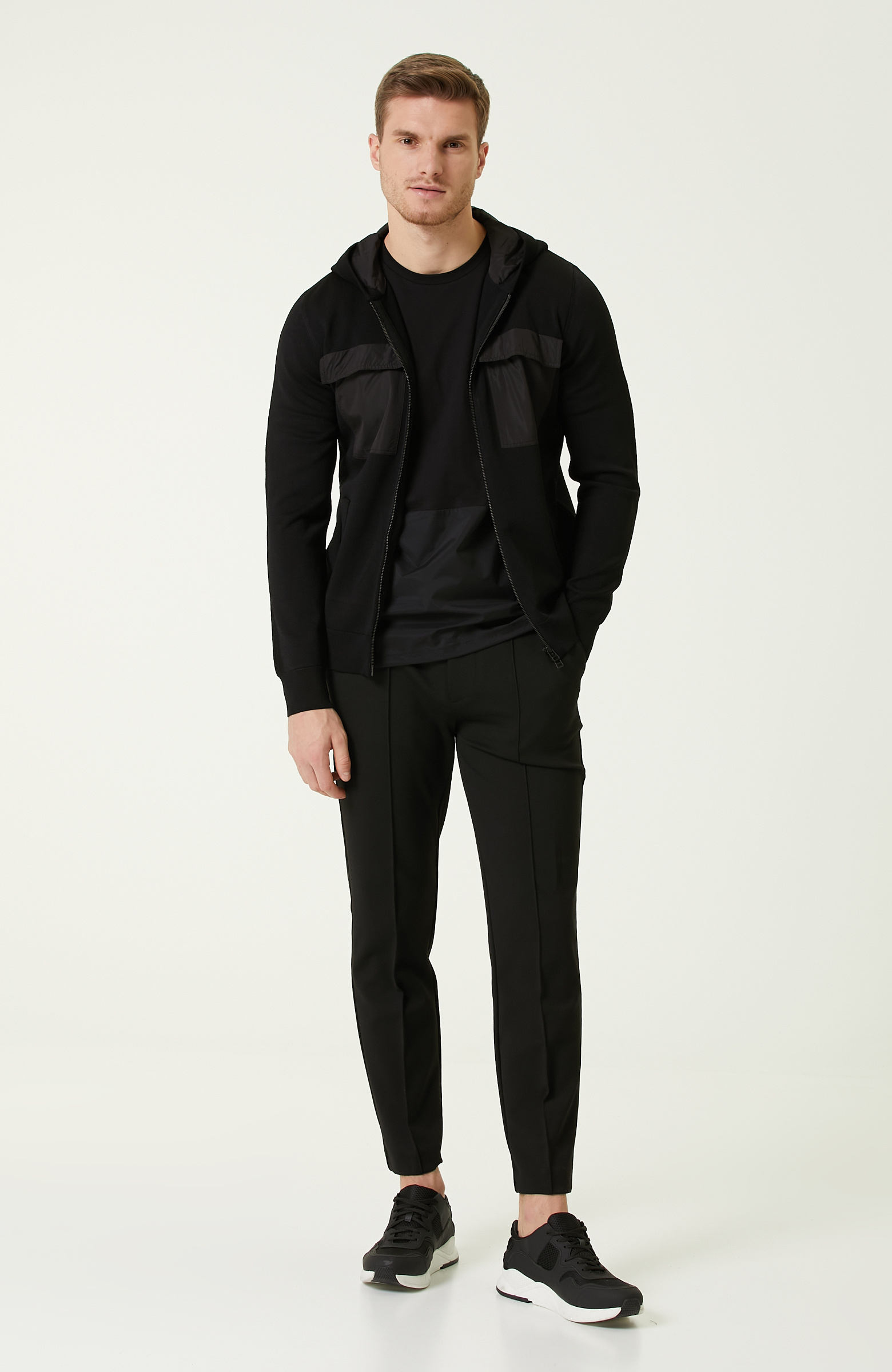 Jogger Fit Siyah Pantolon