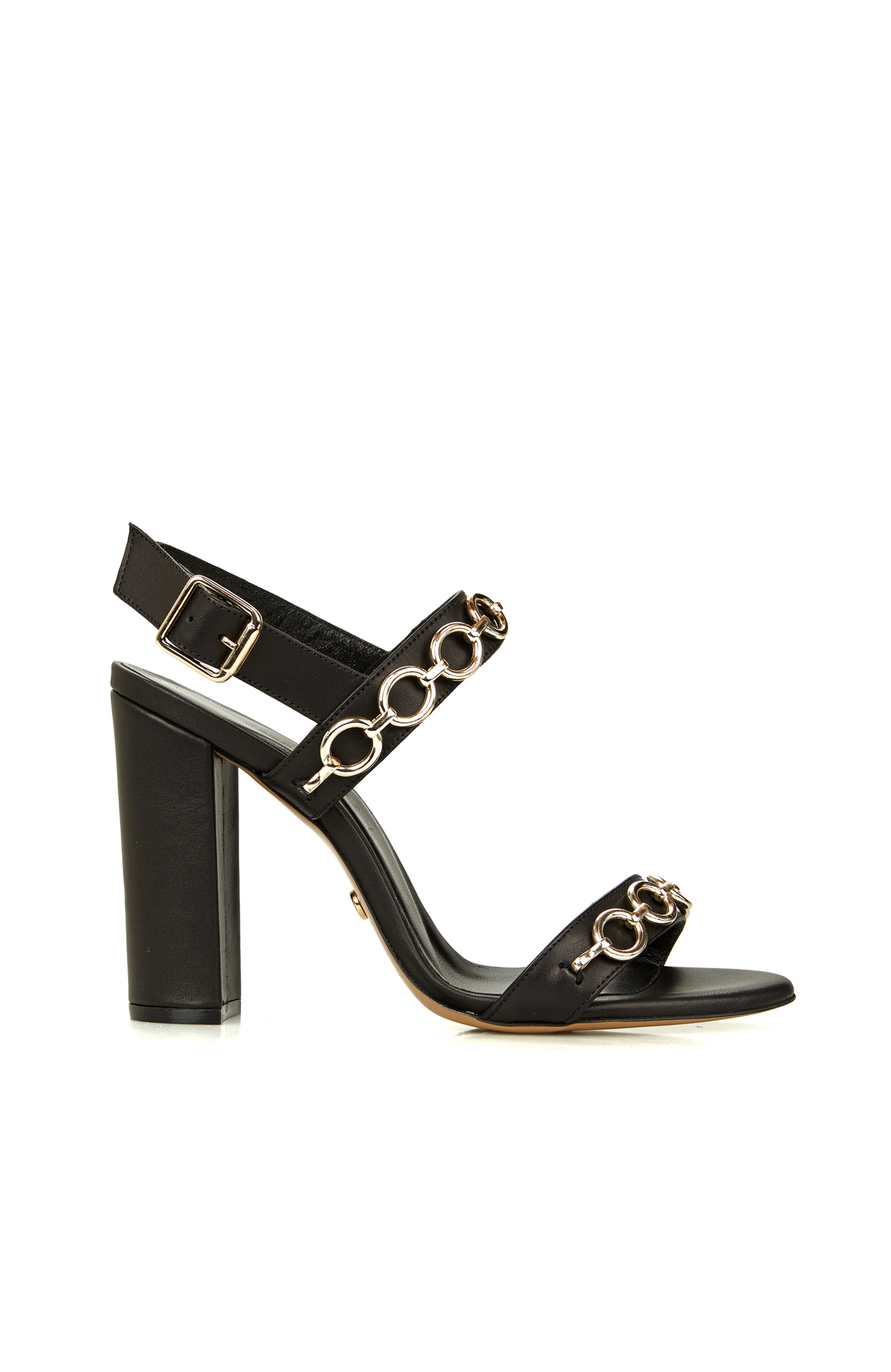 Siyah Aksesuar Detaylı Topuklu Deri Sandalet