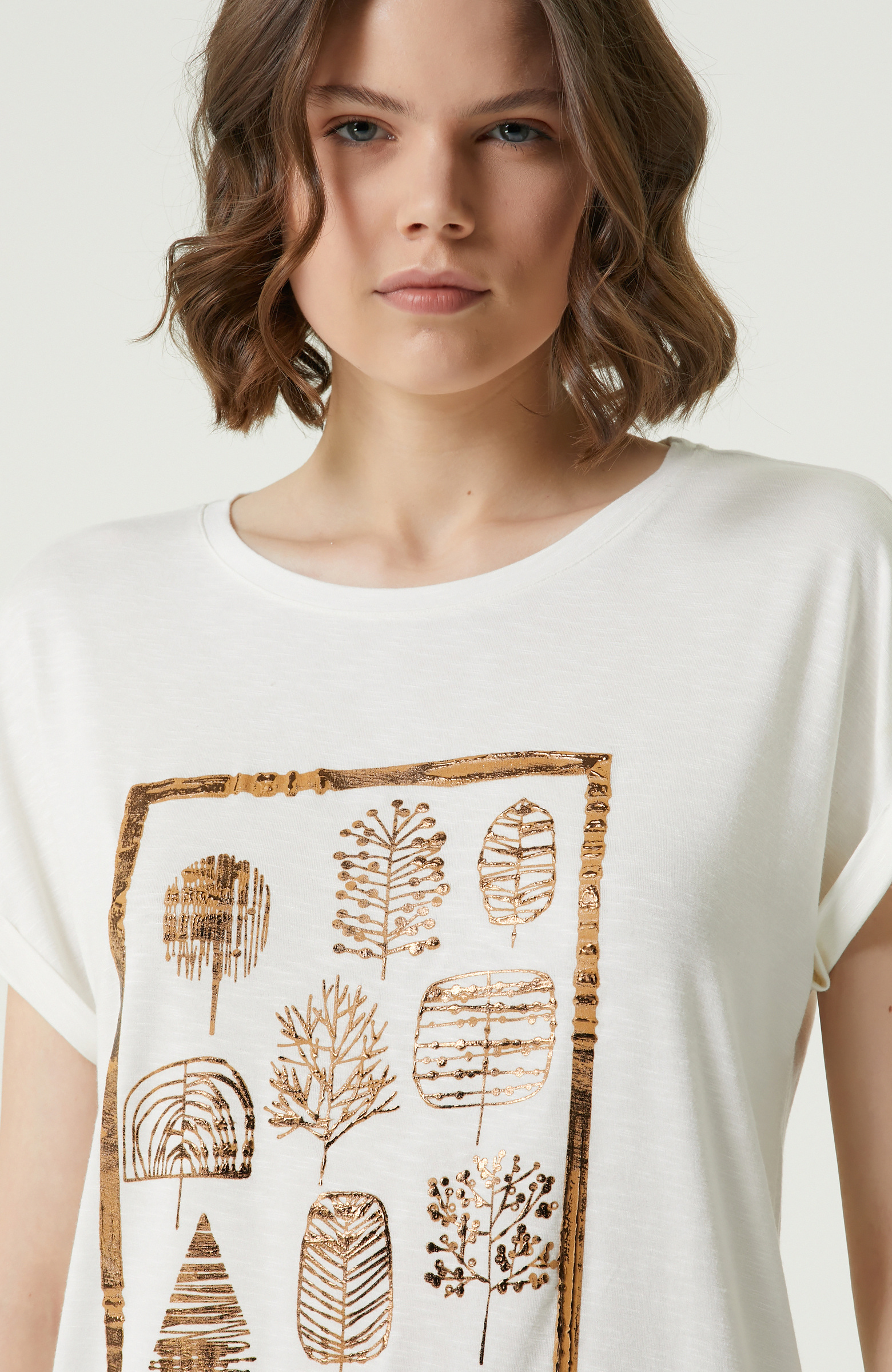 Ekru Baskılı Basic T-shirt