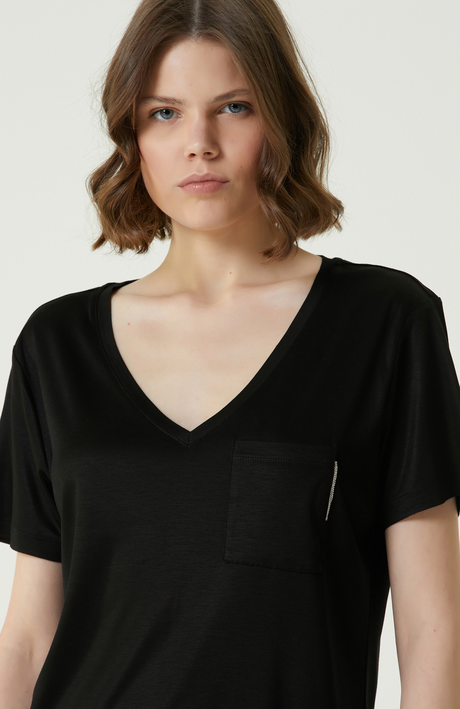 Siyah Cep Detaylı T-shirt